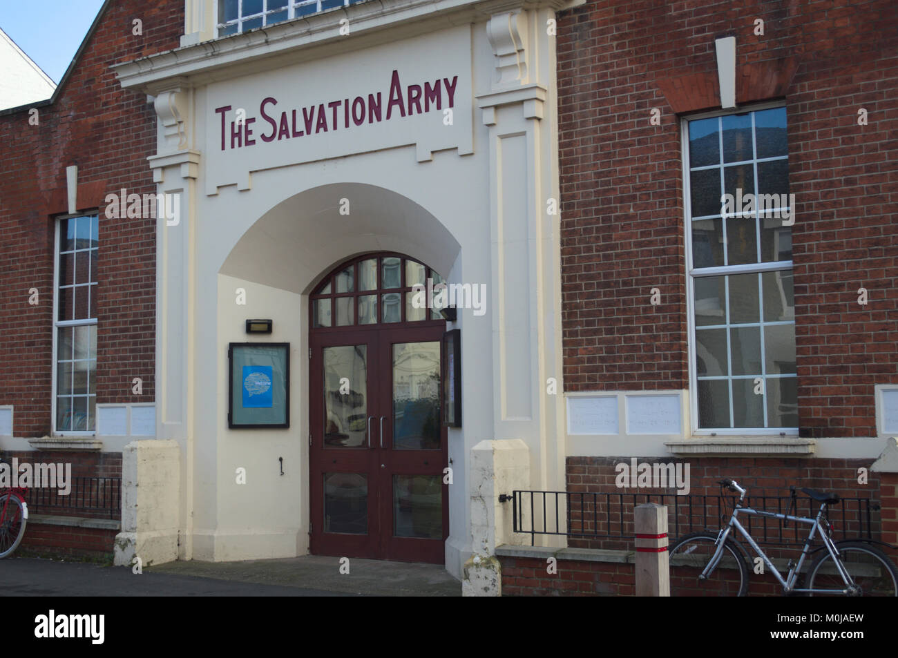 Old salvation army building hi-res stock photography and images - Alamy