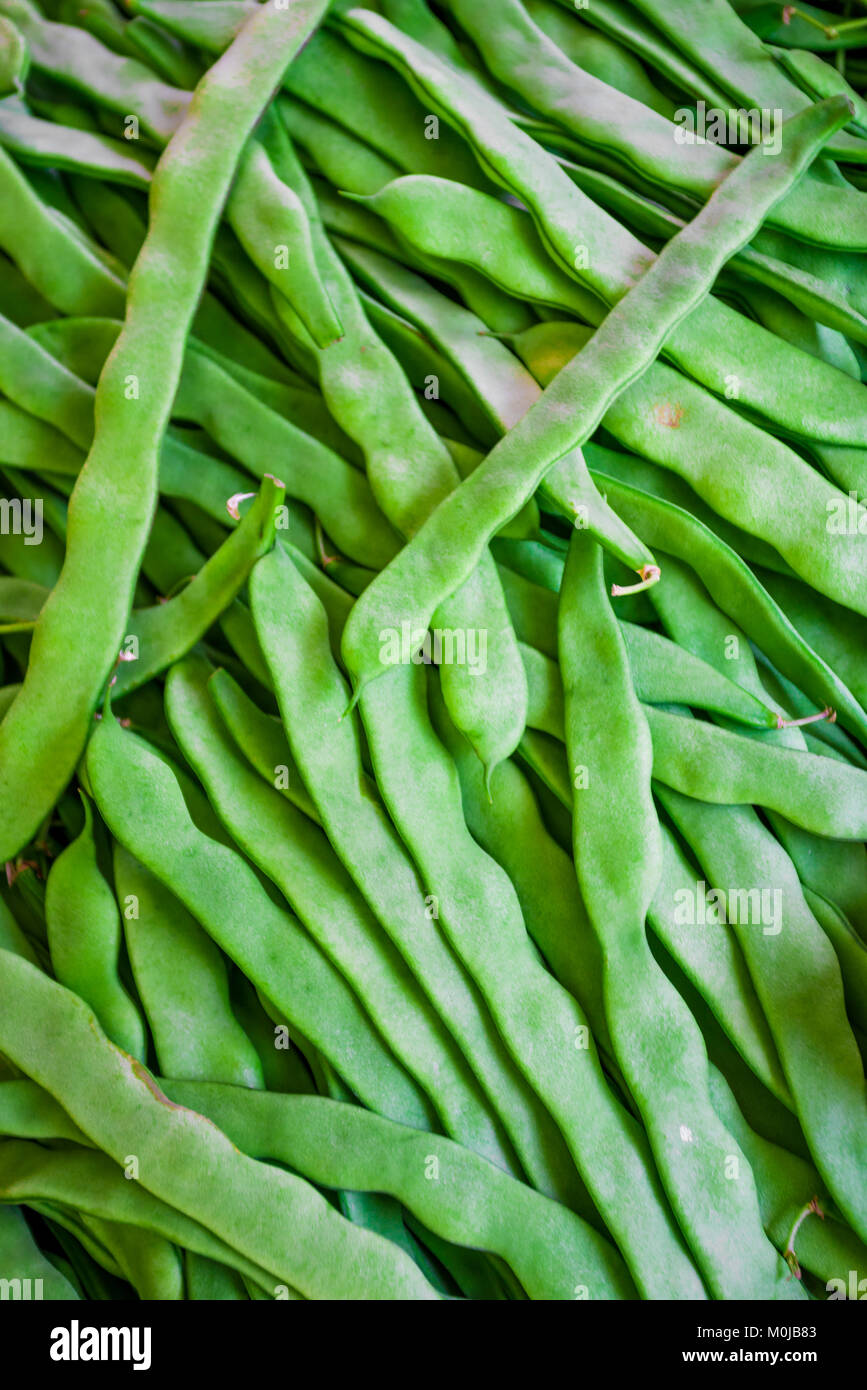 Green beans background. Vegetable background Stock Photo - Alamy