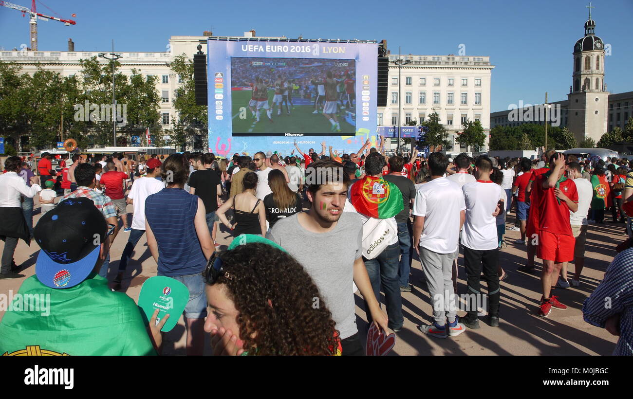 Euro 2016: Portugese and hugarian supporters celebrate at Lyon fanzone ...