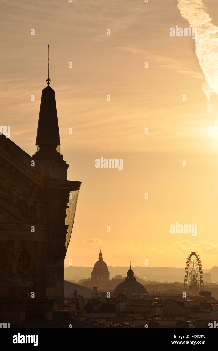 Paris rooftops night hi-res stock photography and images - Alamy
