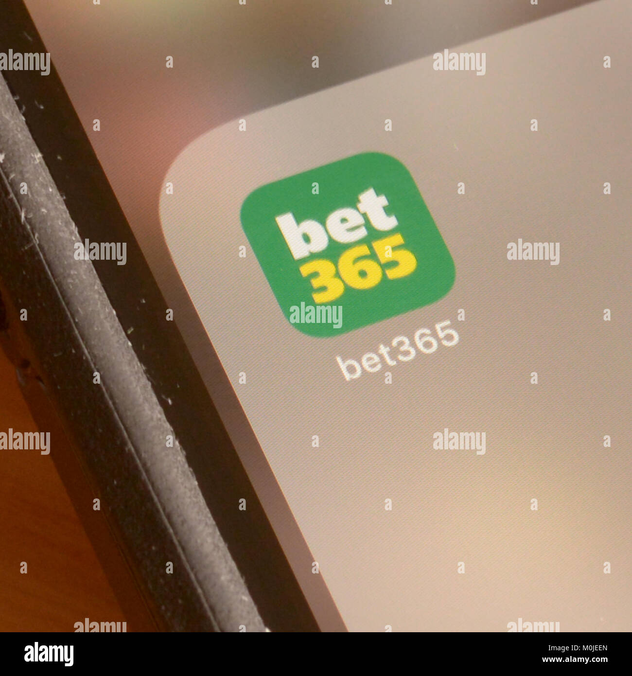 Bet365 icon hi-res stock photography and images - Alamy