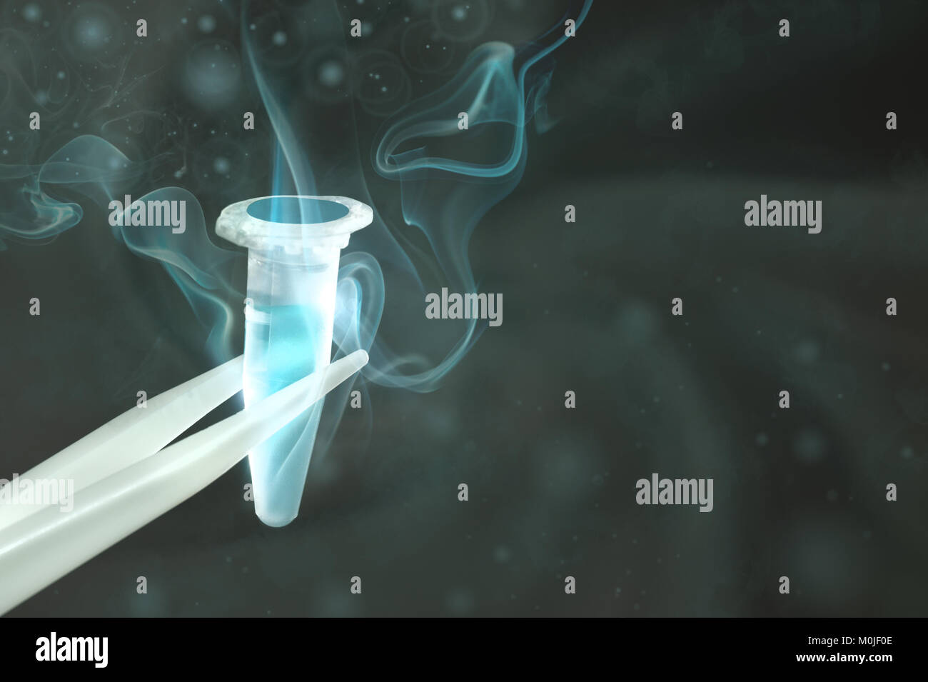 Thawing cryosample hi-res stock photography and images - Alamy