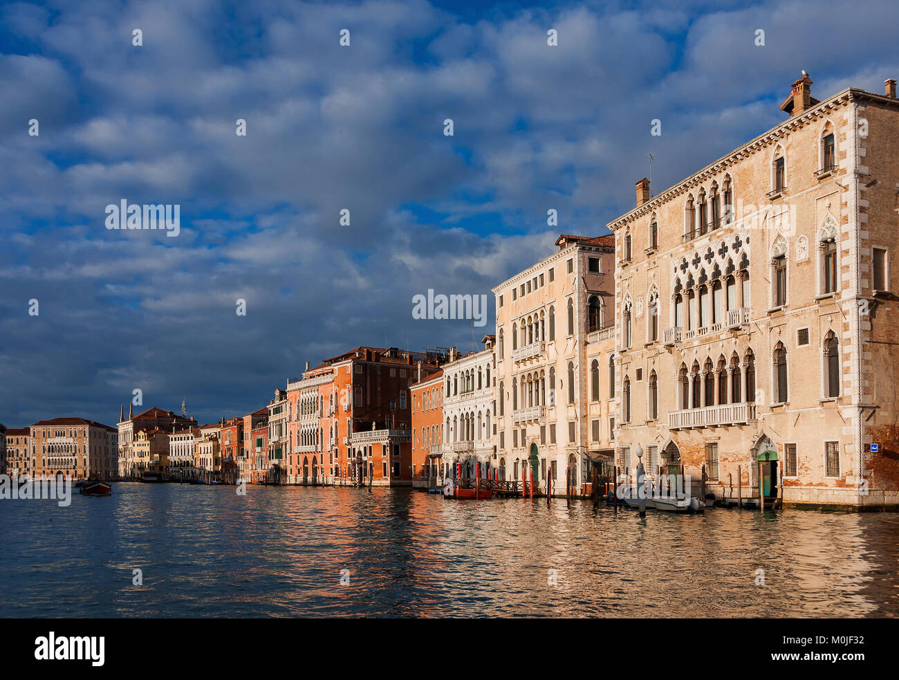 Venice grand canal palace architecture hi-res stock photography and ...