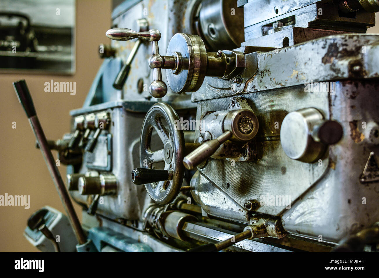 Maual machine hi-res stock photography and images - Alamy
