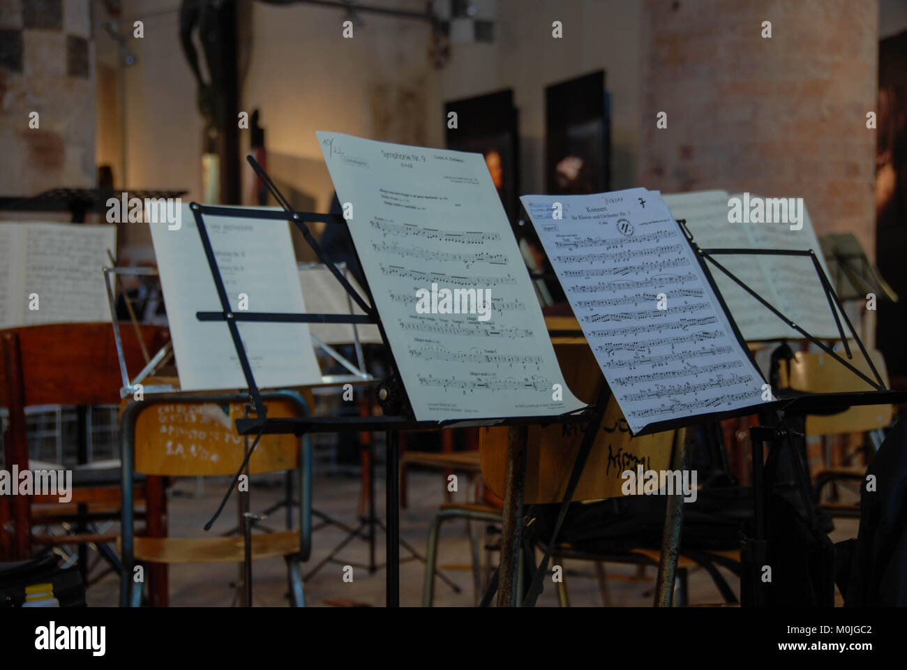 Music stands ready for musical concert Stock Photo - Alamy