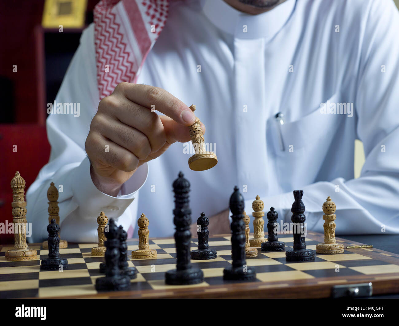 Arab chess game hi-res stock photography and images - Alamy