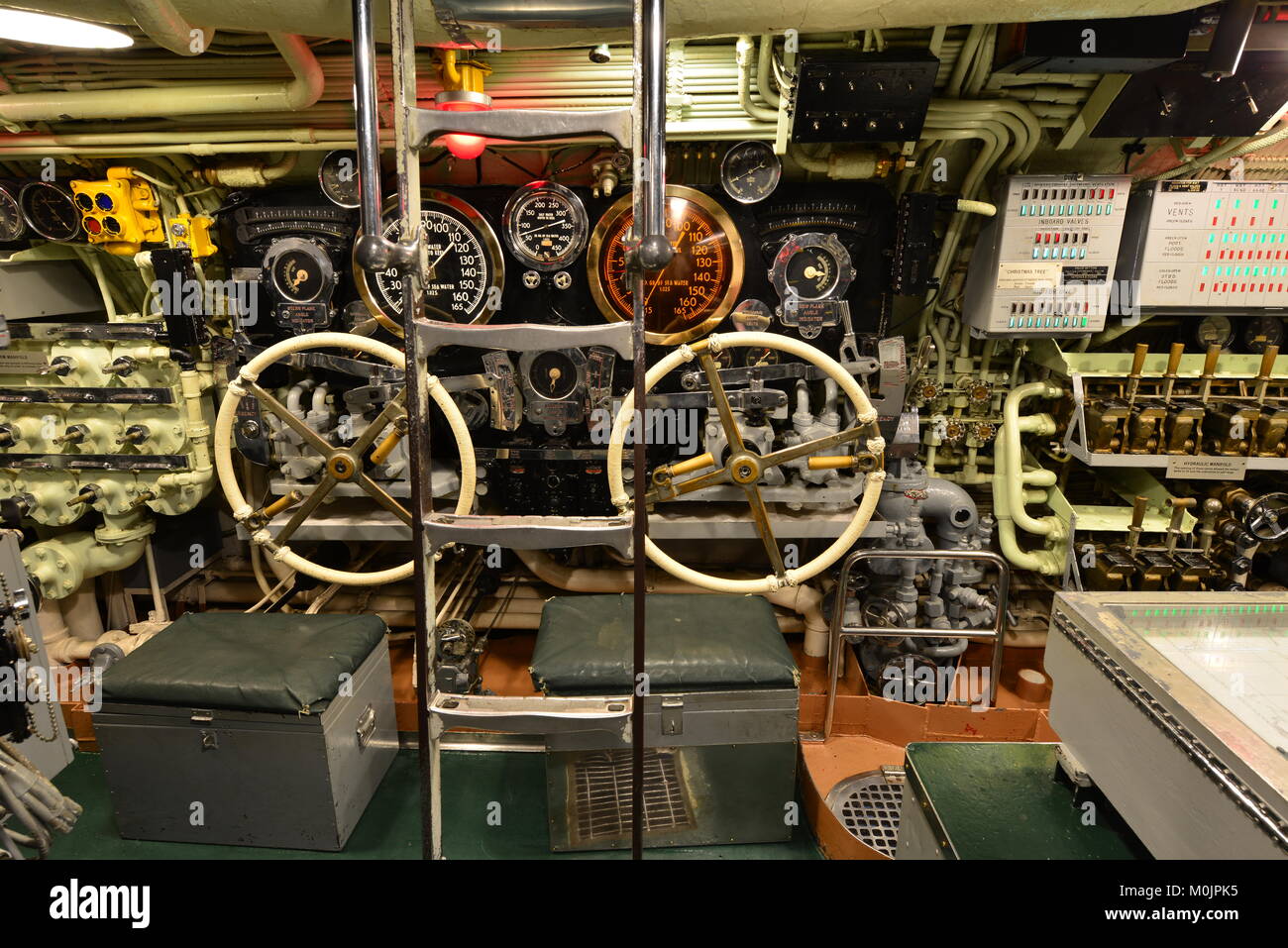 Submarine uss drum hi-res stock photography and images - Alamy