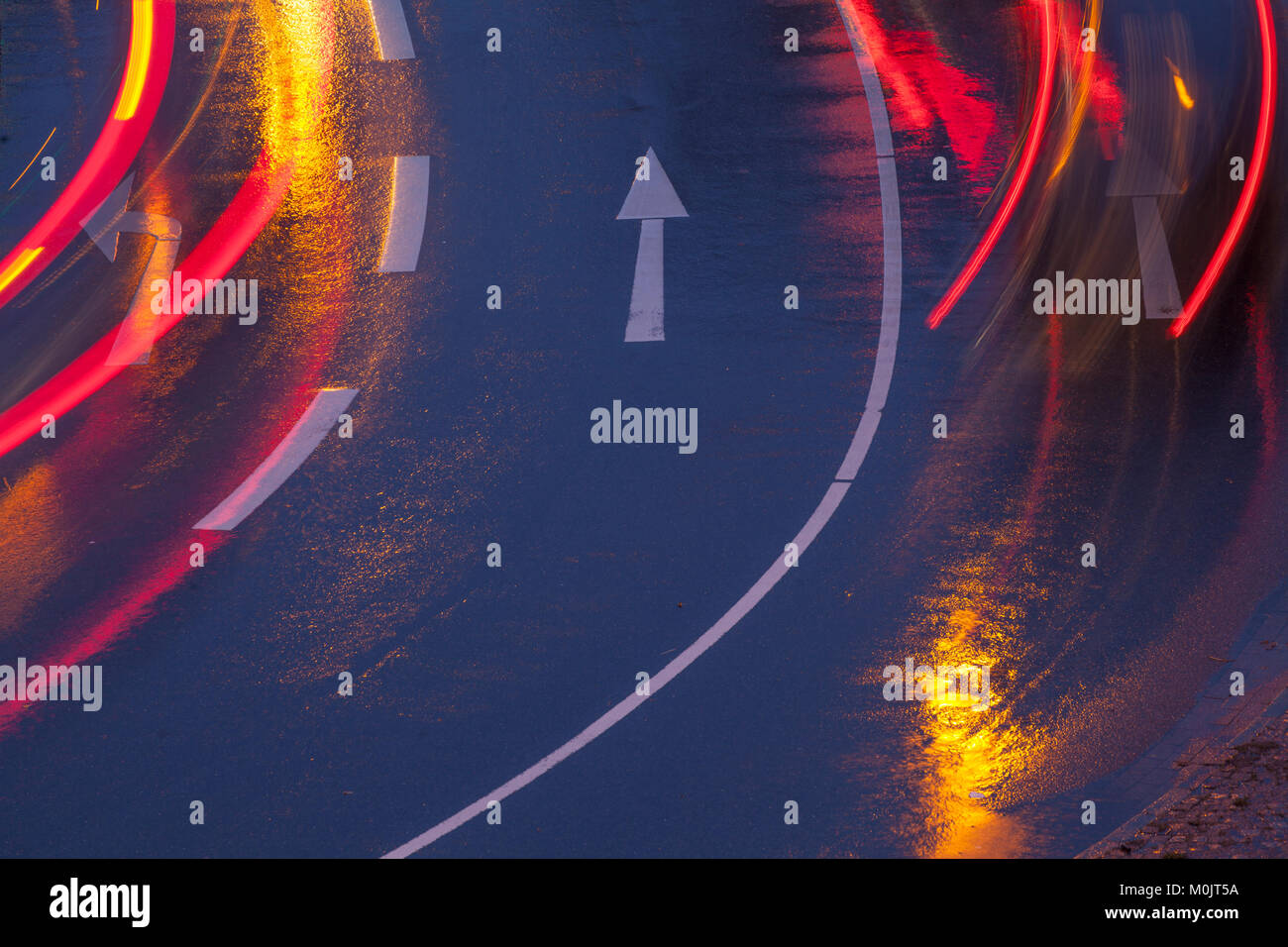 Direction arrows hi-res stock photography and images - Alamy