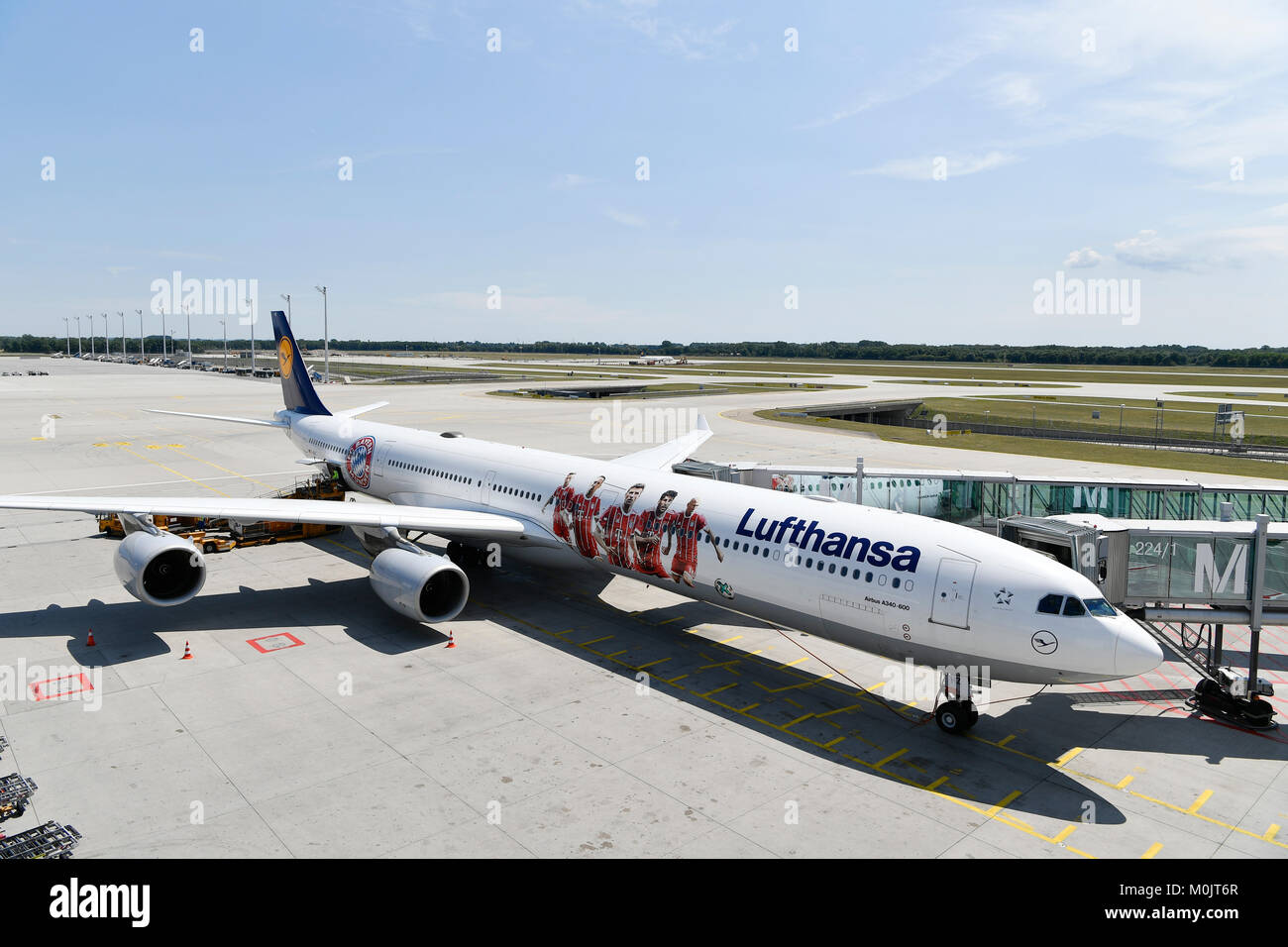 Lufthansa, Airbus, A340-600, special edition football player FCB, FC ...