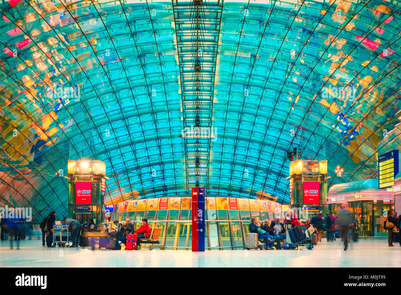 Halle The Square above the long-distance train station at Frankfurt ...
