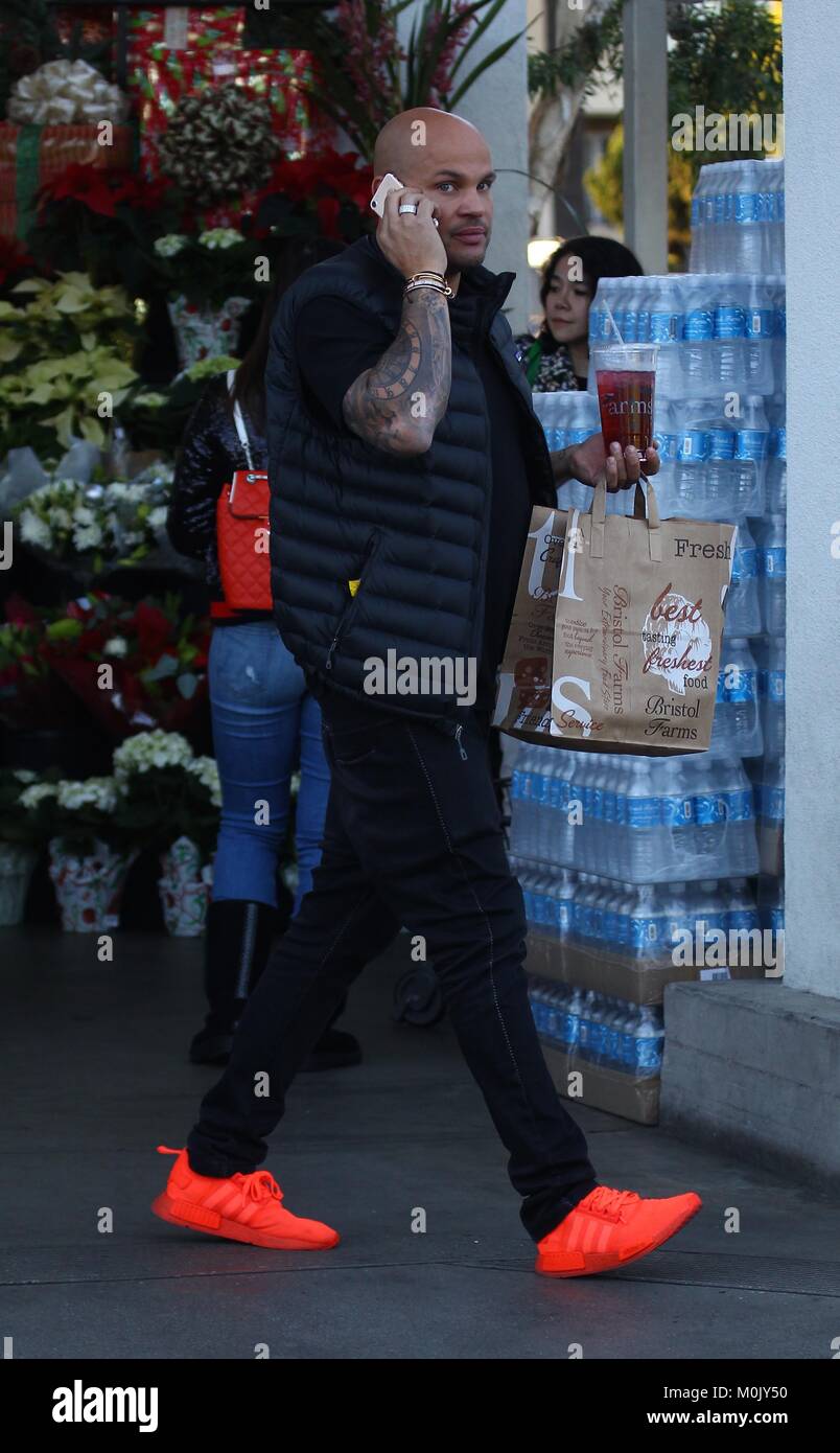 EXCLUSIVE Stephen Belafonte shopping at Bristol Farms in Beverly Hills ...