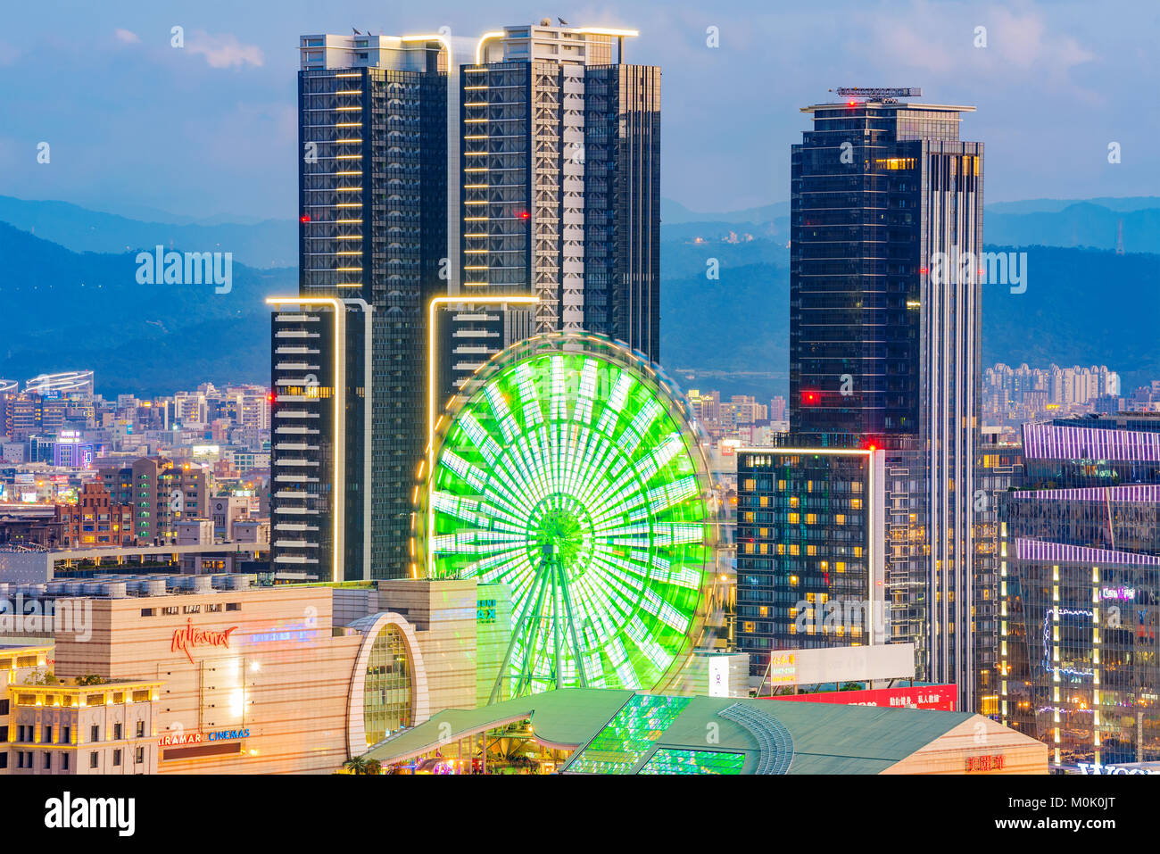 Miramar shopping center hi-res stock photography and images - Alamy