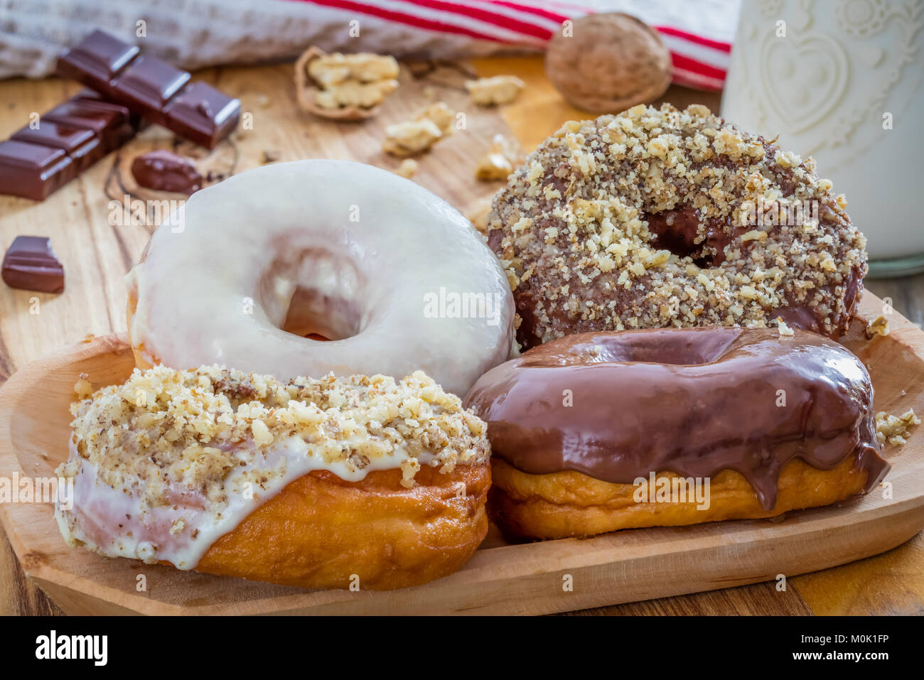 Cooking doughnuts hi-res stock photography and images - Alamy