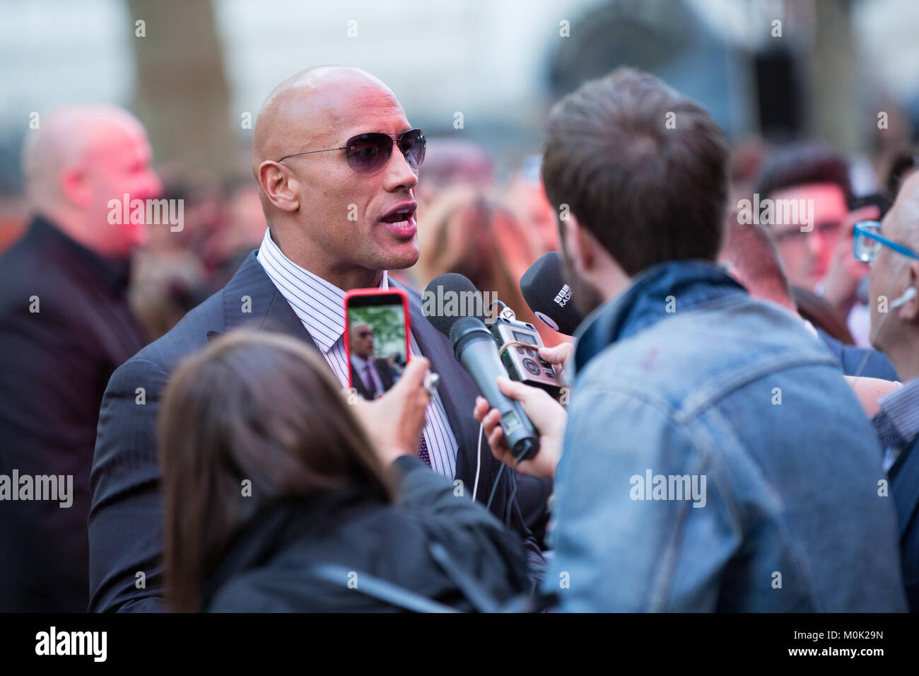 Dwayne the rock johnson interview hi-res stock photography and images ...