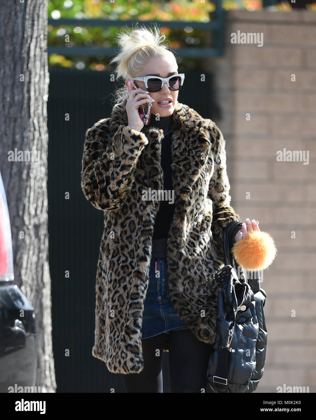 Gwen Stefani chats on her mobile phone while out running errands in Los ...
