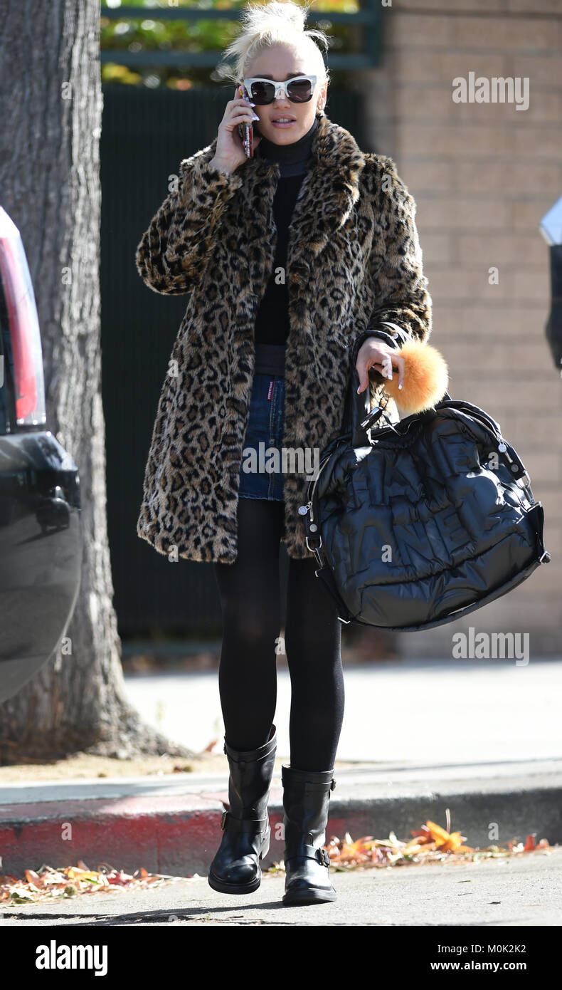 Gwen Stefani chats on her mobile phone while out running errands in Los ...