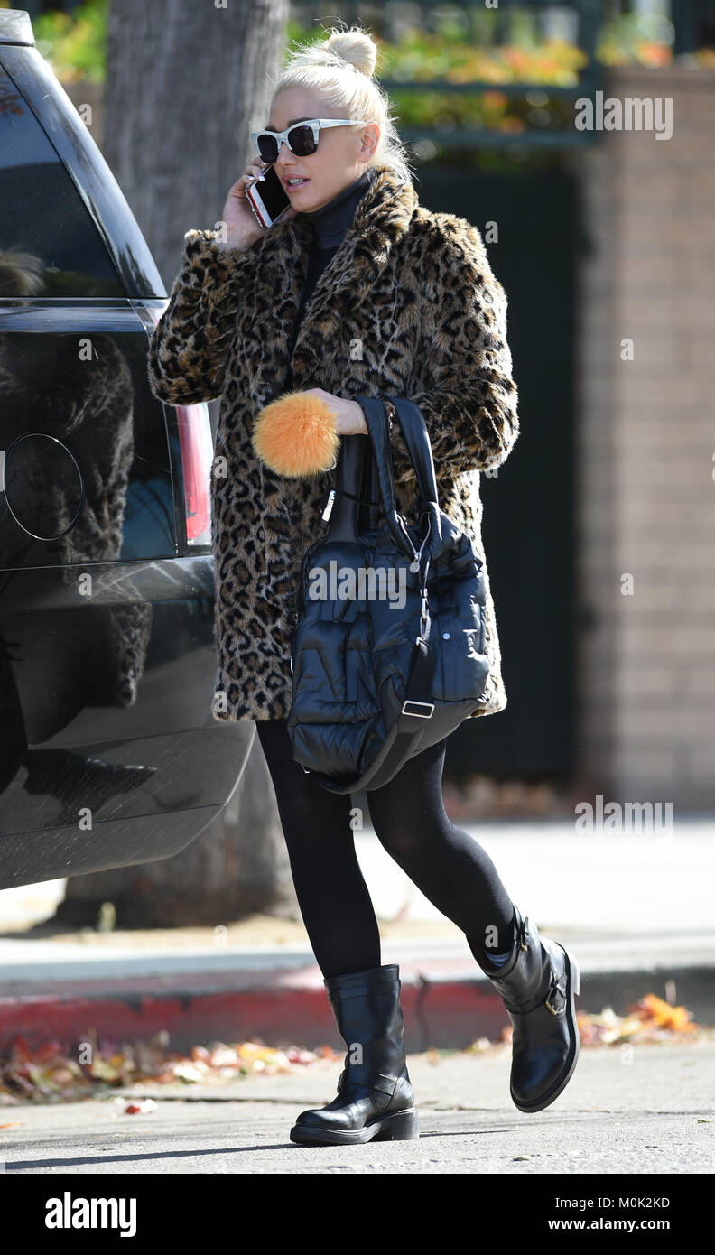 Gwen Stefani chats on her mobile phone while out running errands in Los ...