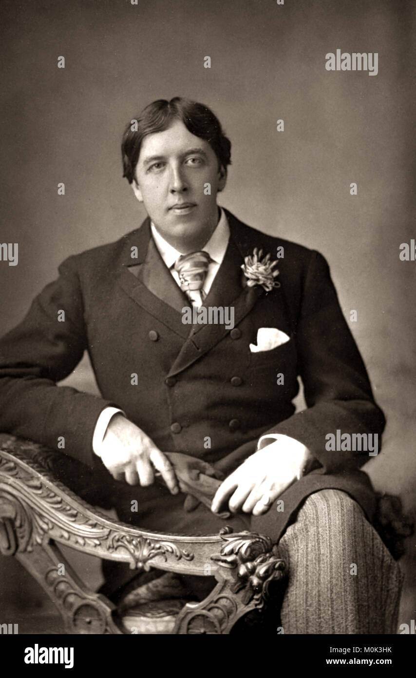 Oscar wilde portrait hi-res stock photography and images - Alamy