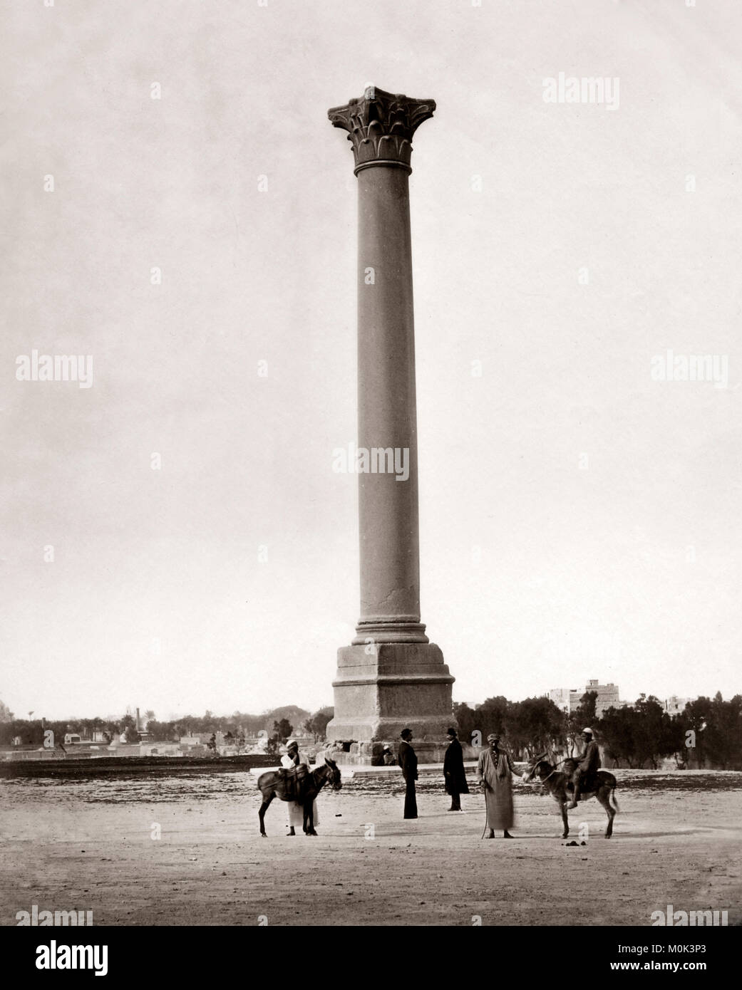 Pillar roman hi-res stock photography and images - Alamy