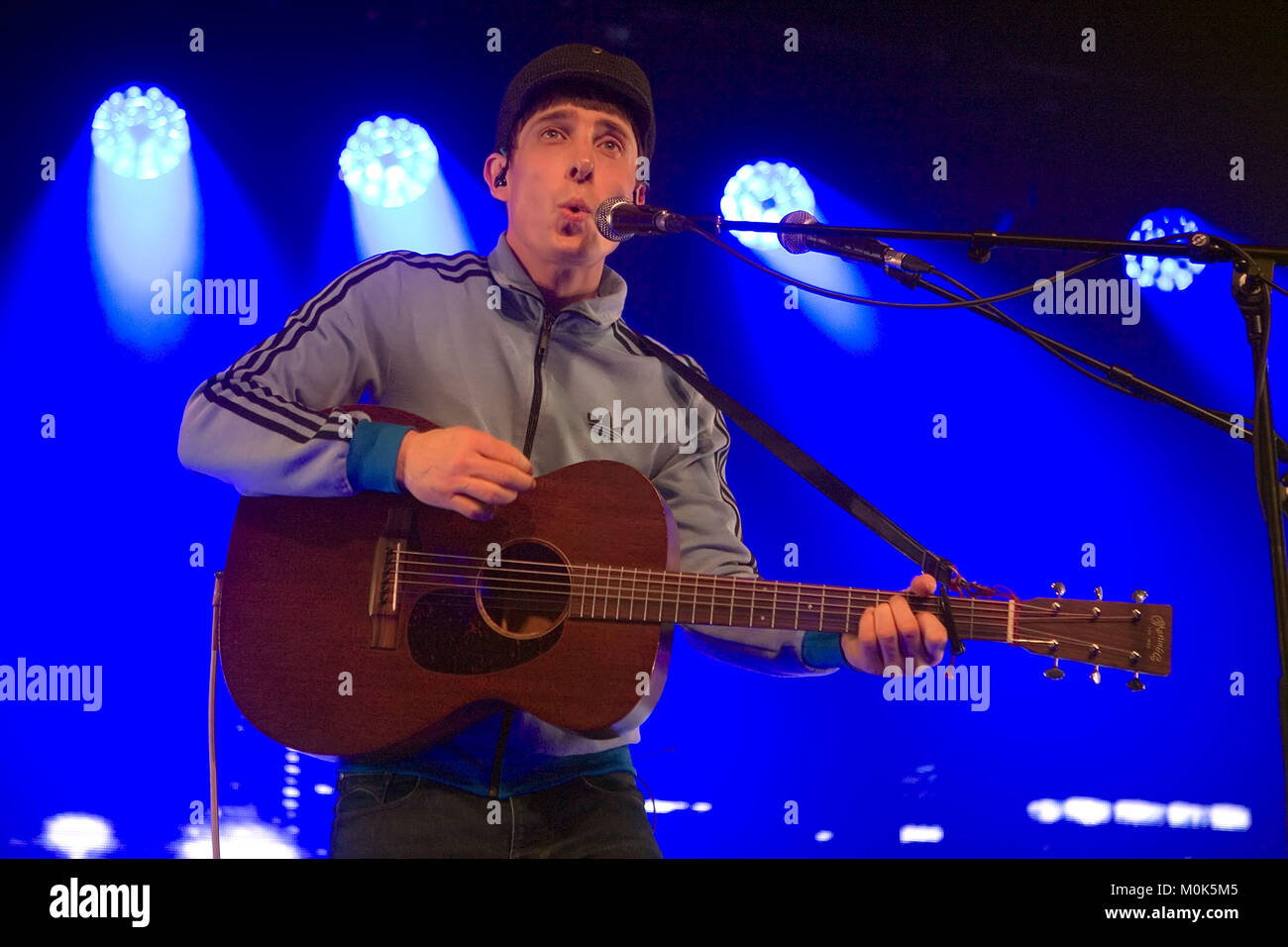 Gerry cinnamon hi-res stock photography and images - Alamy