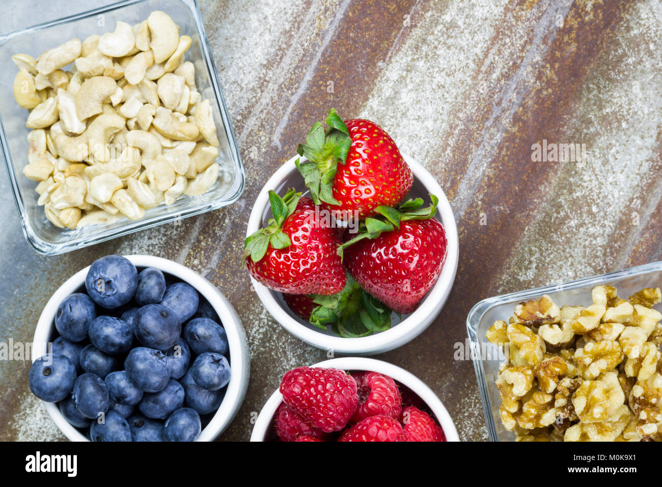 Healthy snack foods hi-res stock photography and images - Alamy