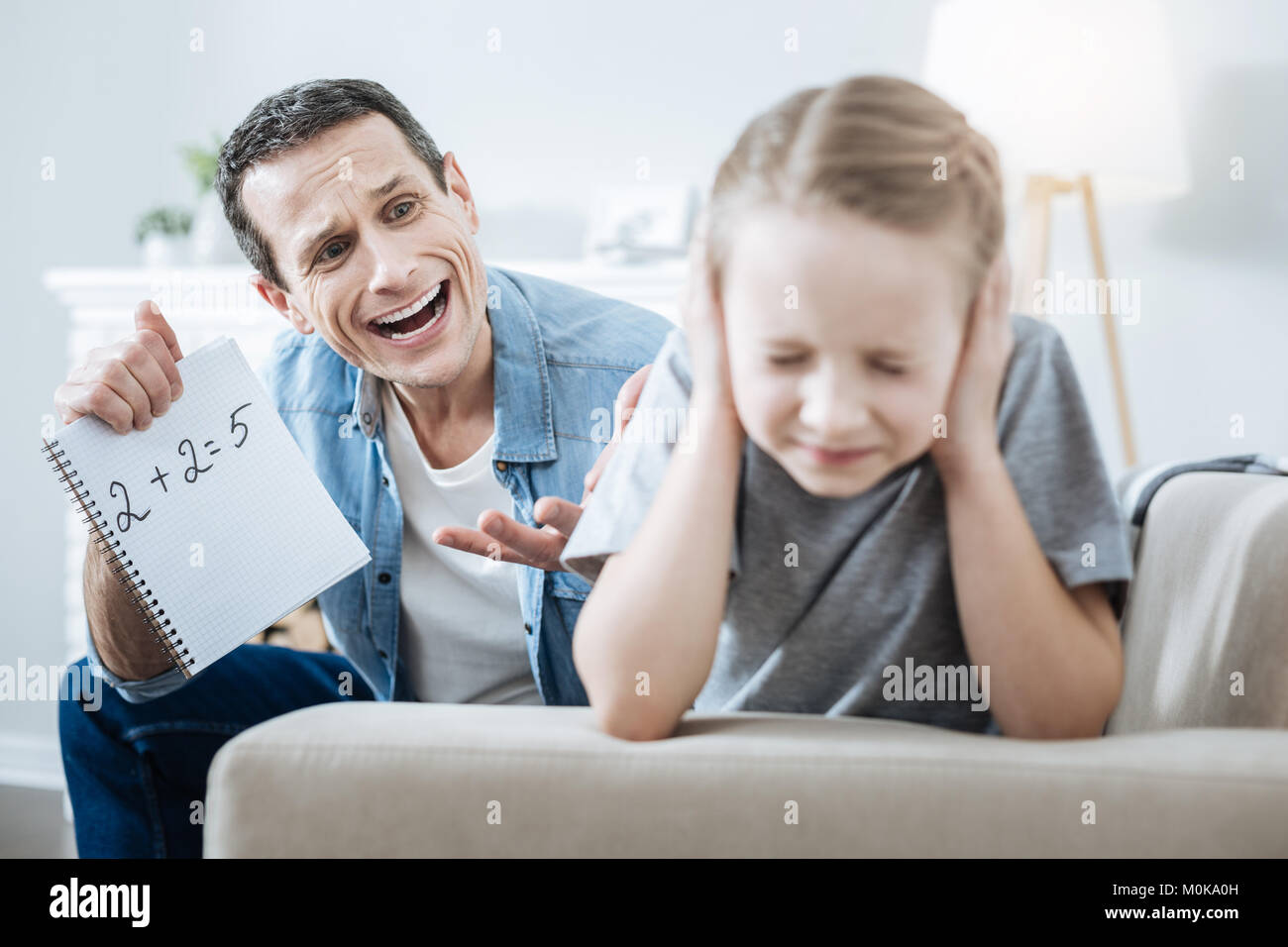 Father comfort daughter sadness hi-res stock photography and images - Alamy