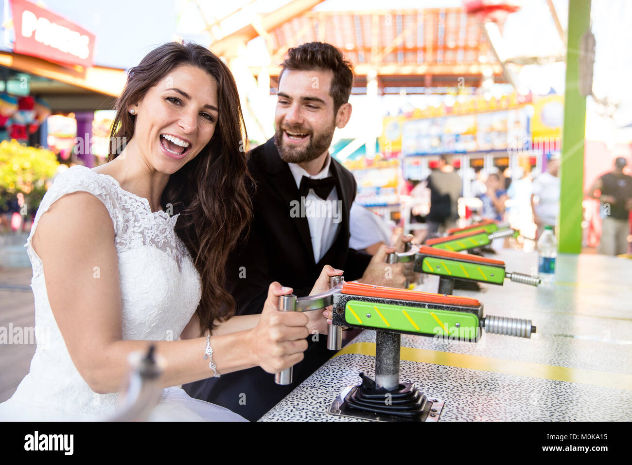 Bride groom playing games hi-res stock photography and images - Alamy