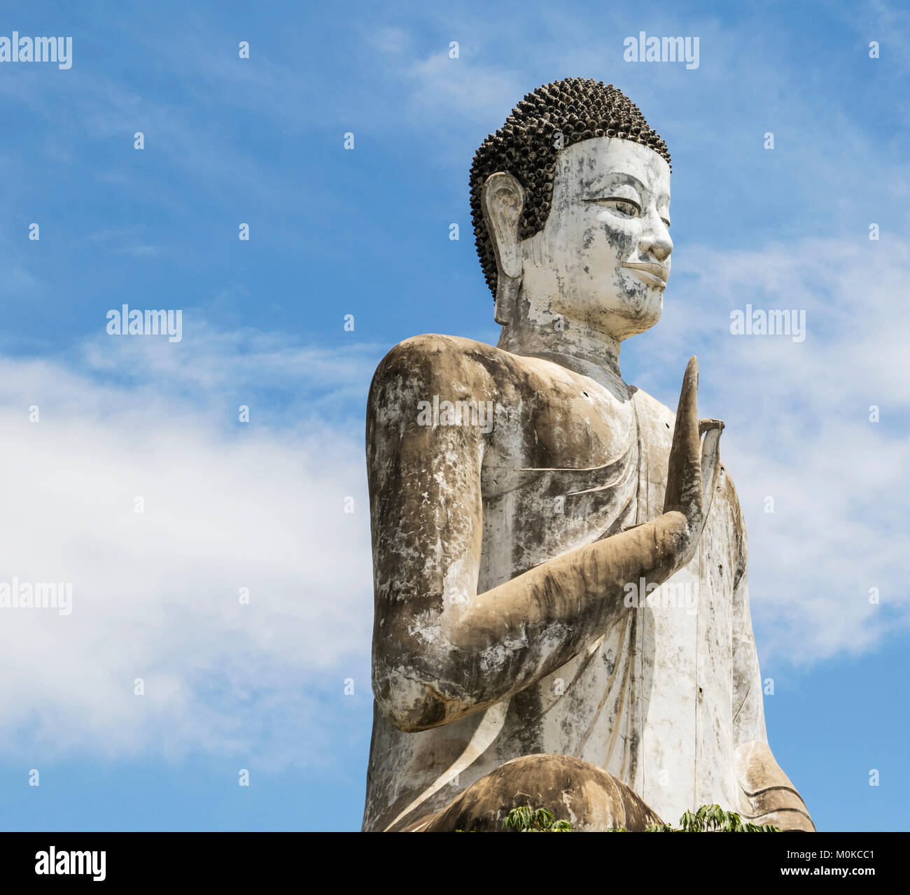 Buddha statue at the modern Wat Ek Phnom; Battambang, Cambodia Stock ...