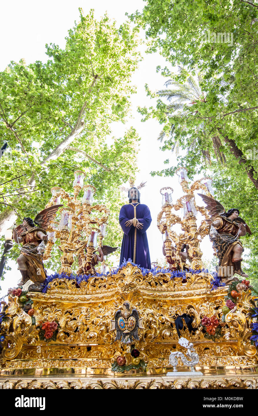 Statue jesus christ on float hi-res stock photography and images - Alamy