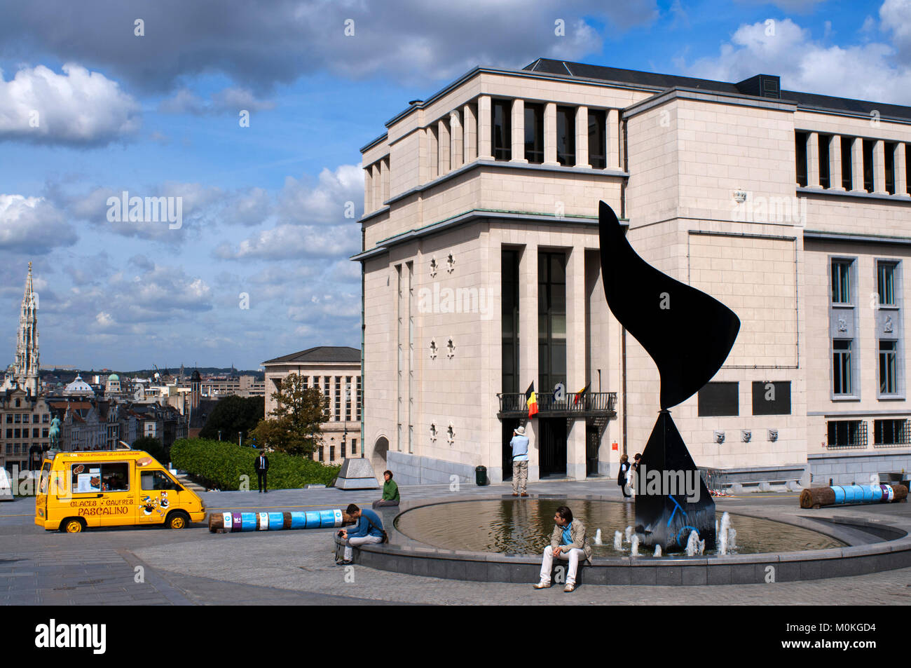 "The Whirling Ear" mobile by Alexander Calder,Mont des Arts, Brussels ...
