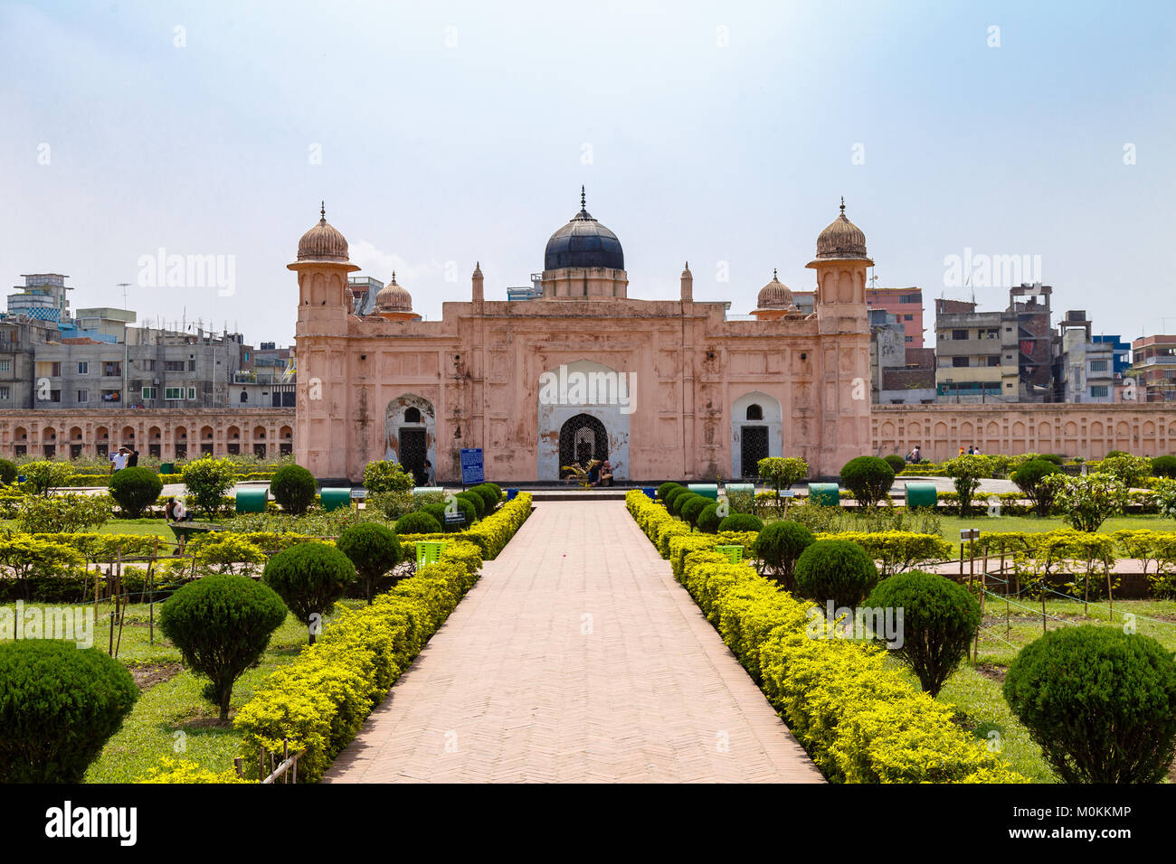 View of Mausoleum of Bibipari in Lalbagh fort. Lalbagh fort is an ...