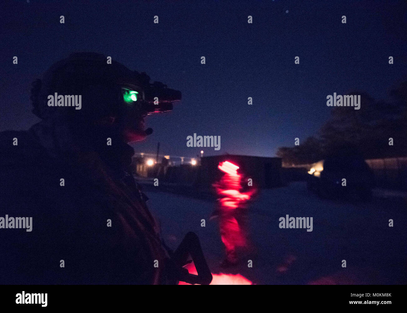VIRGINIA BEACH, Va. (Jan. 19, 2018) An explosive ordnance disposal ...
