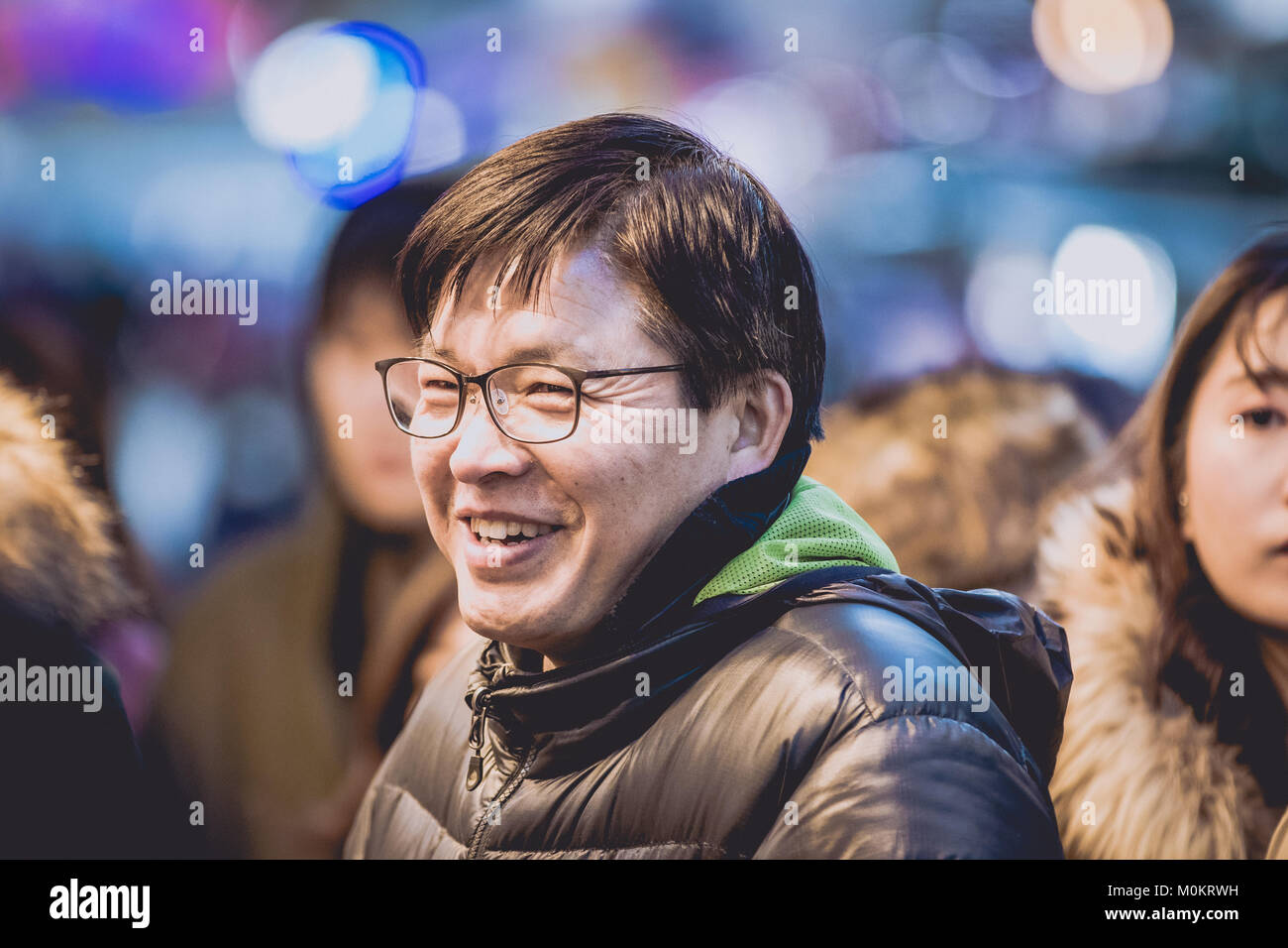 Candid shots hi-res stock photography and images - Alamy