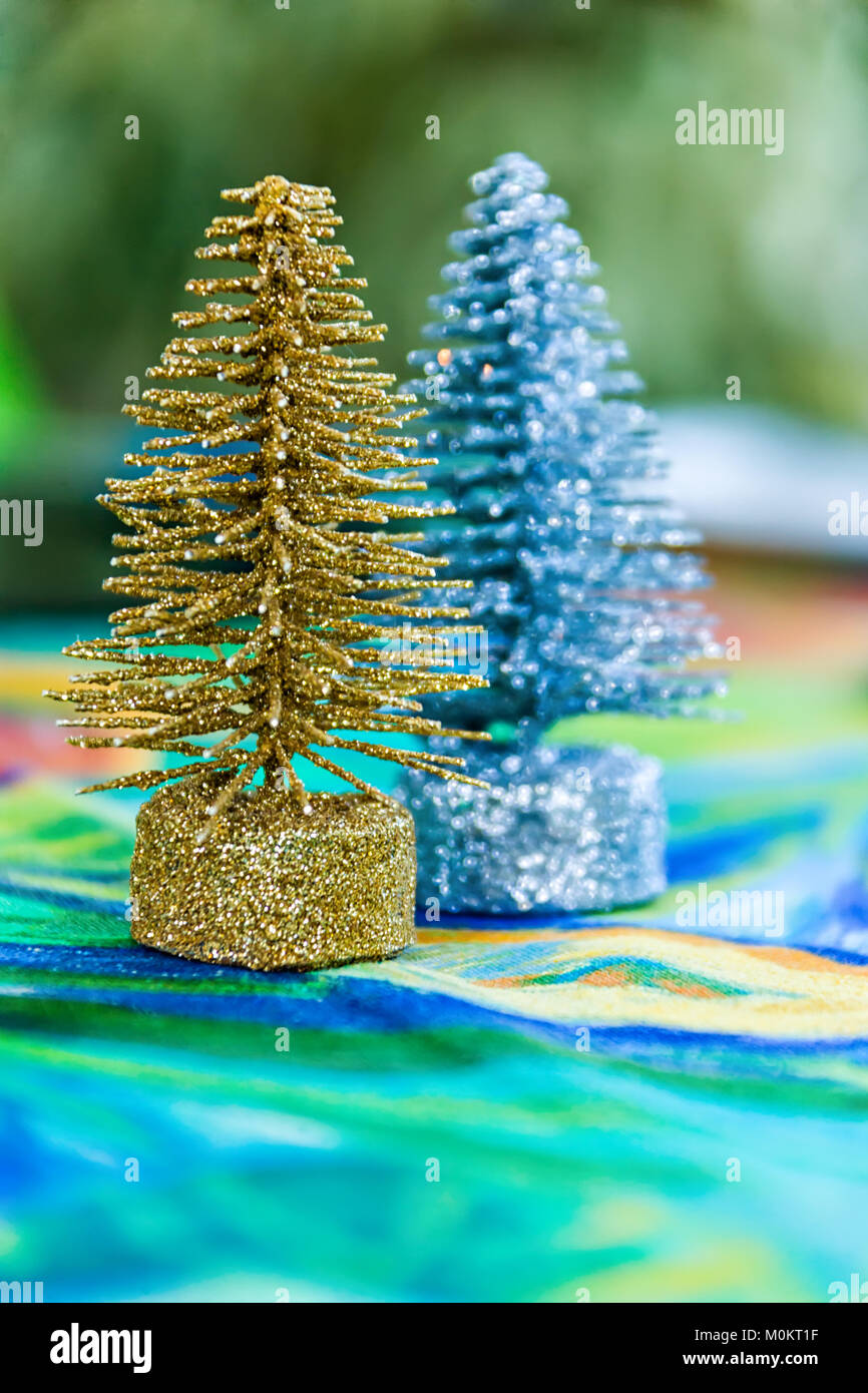 Silver and gold trees hi-res stock photography and images - Alamy