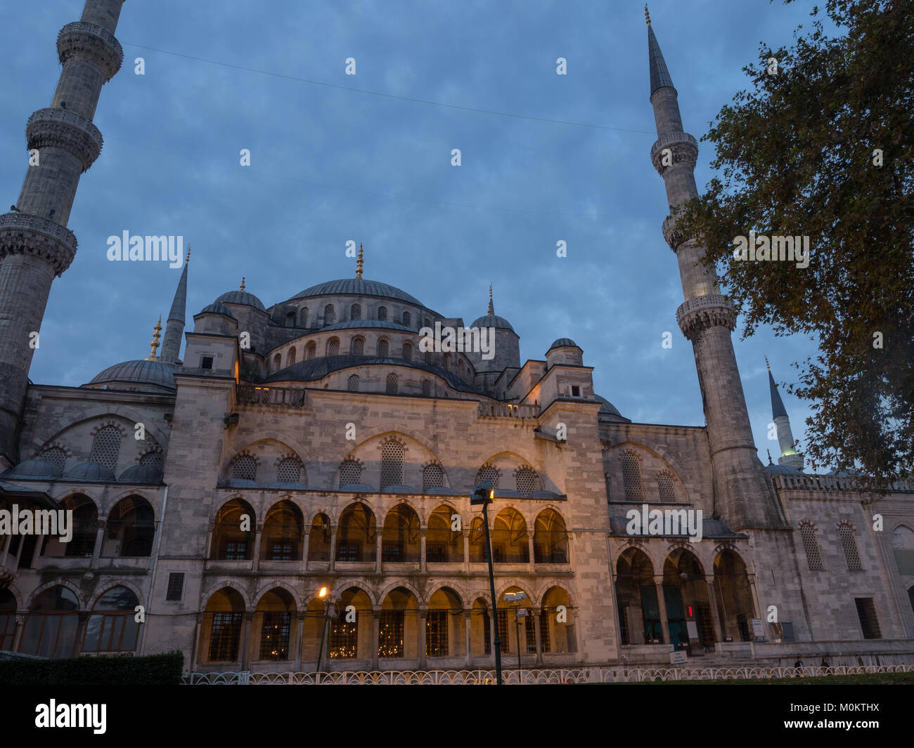 Blue mosque Sultan Ahmed in Istanbul at morning , Turkey Stock Photo ...