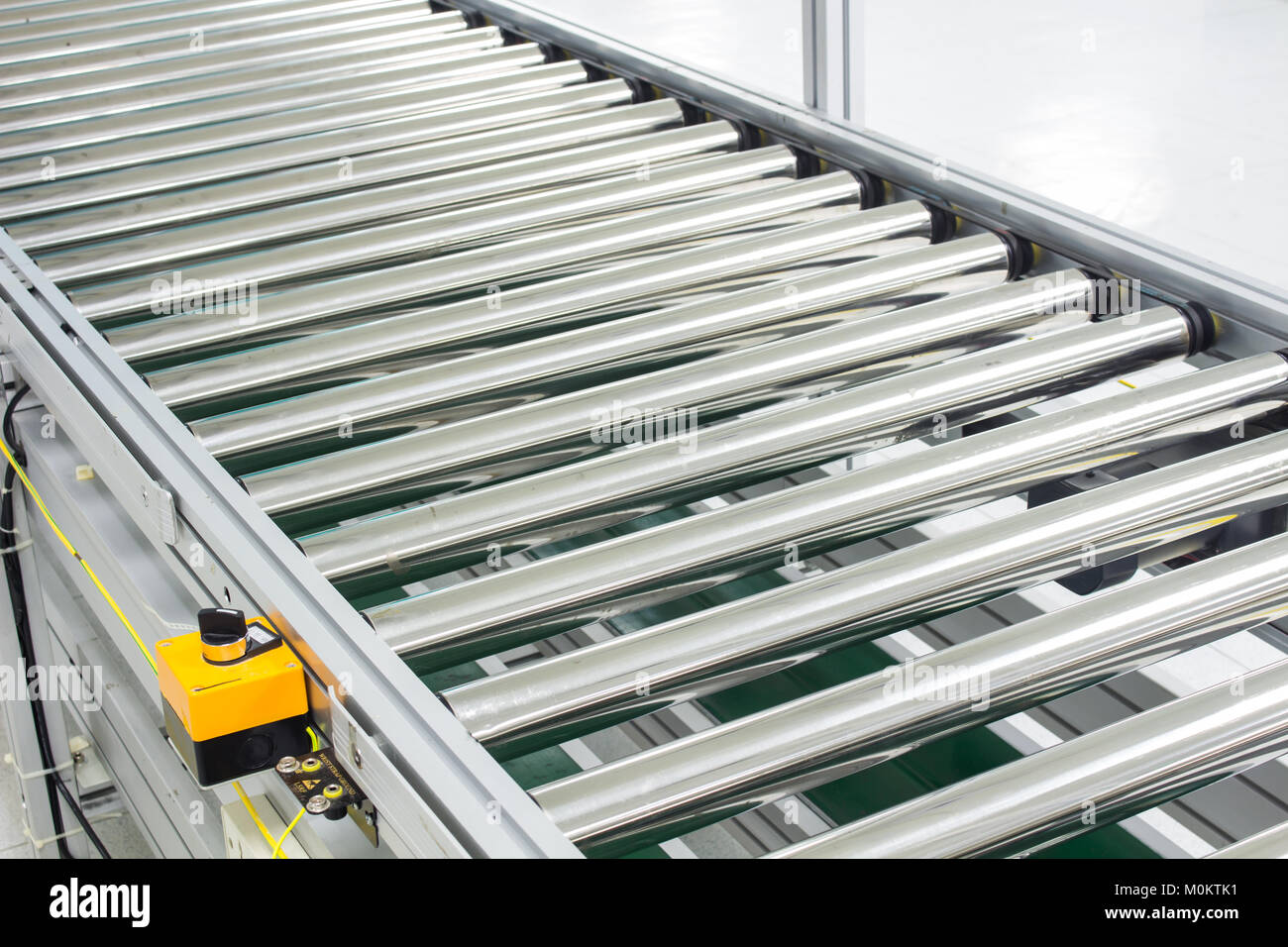 The conveyor chain, and conveyor belt on production line set up in ...
