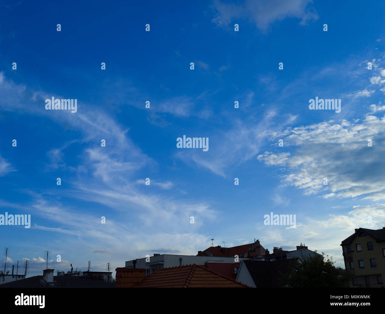 Blue sky warsaw hi-res stock photography and images - Alamy