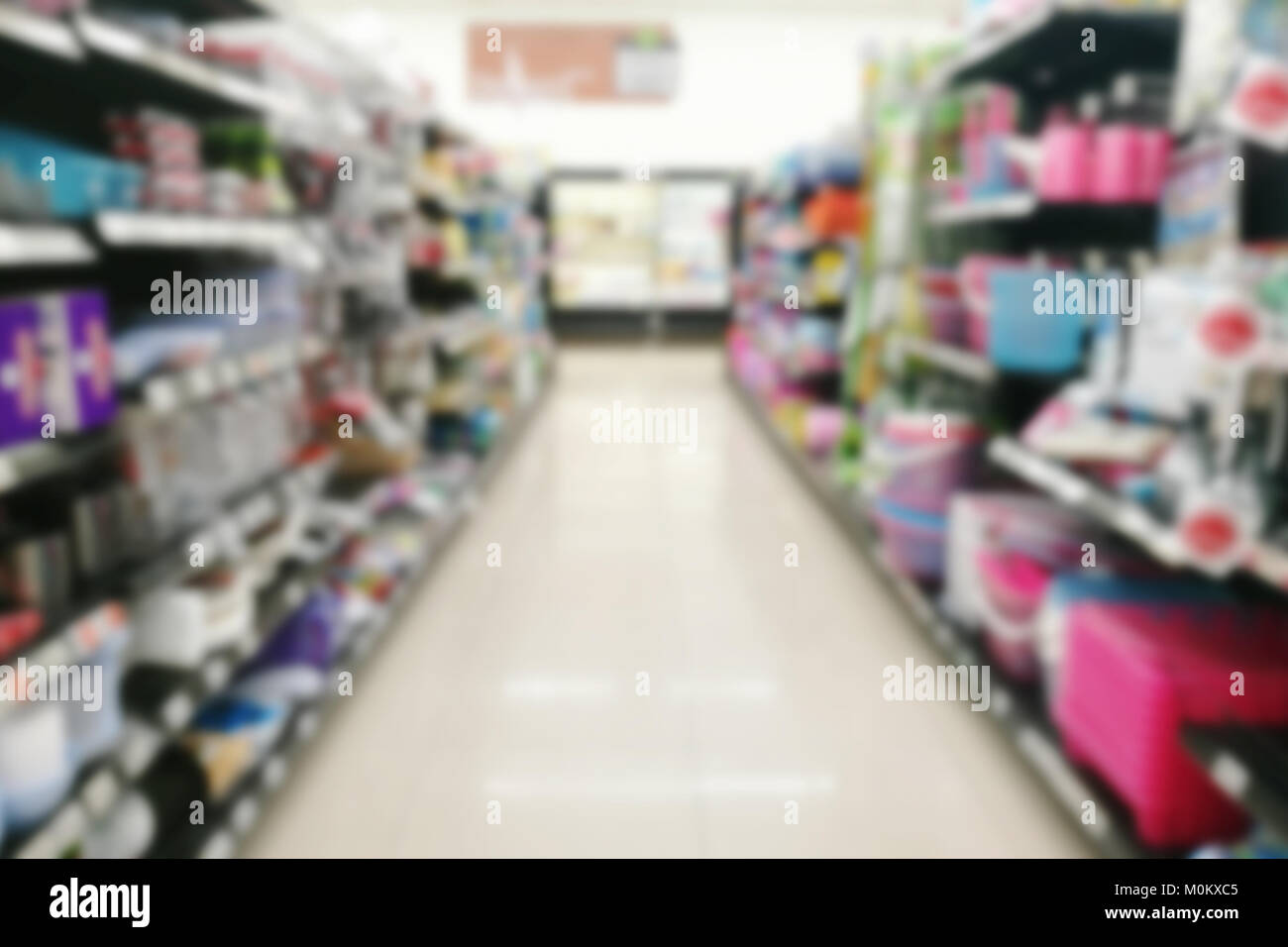 Supermarket store blur background hi-res stock photography and images ...