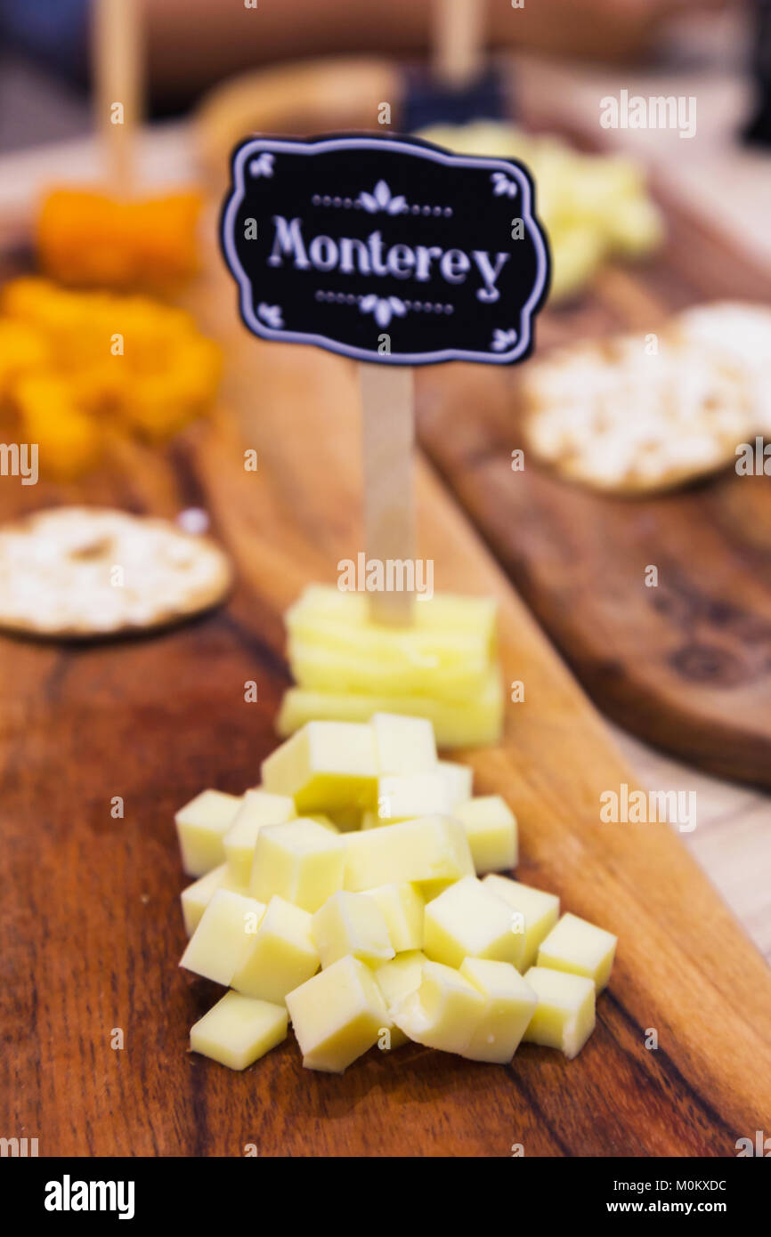 Supermarket cheese display hi-res stock photography and images - Alamy