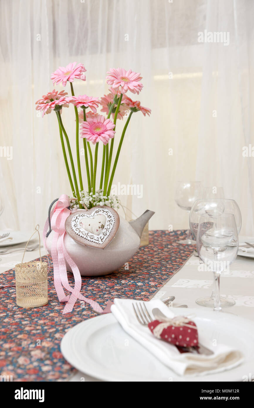 fancy table set for wedding decorated with flowers Stock Photo - Alamy