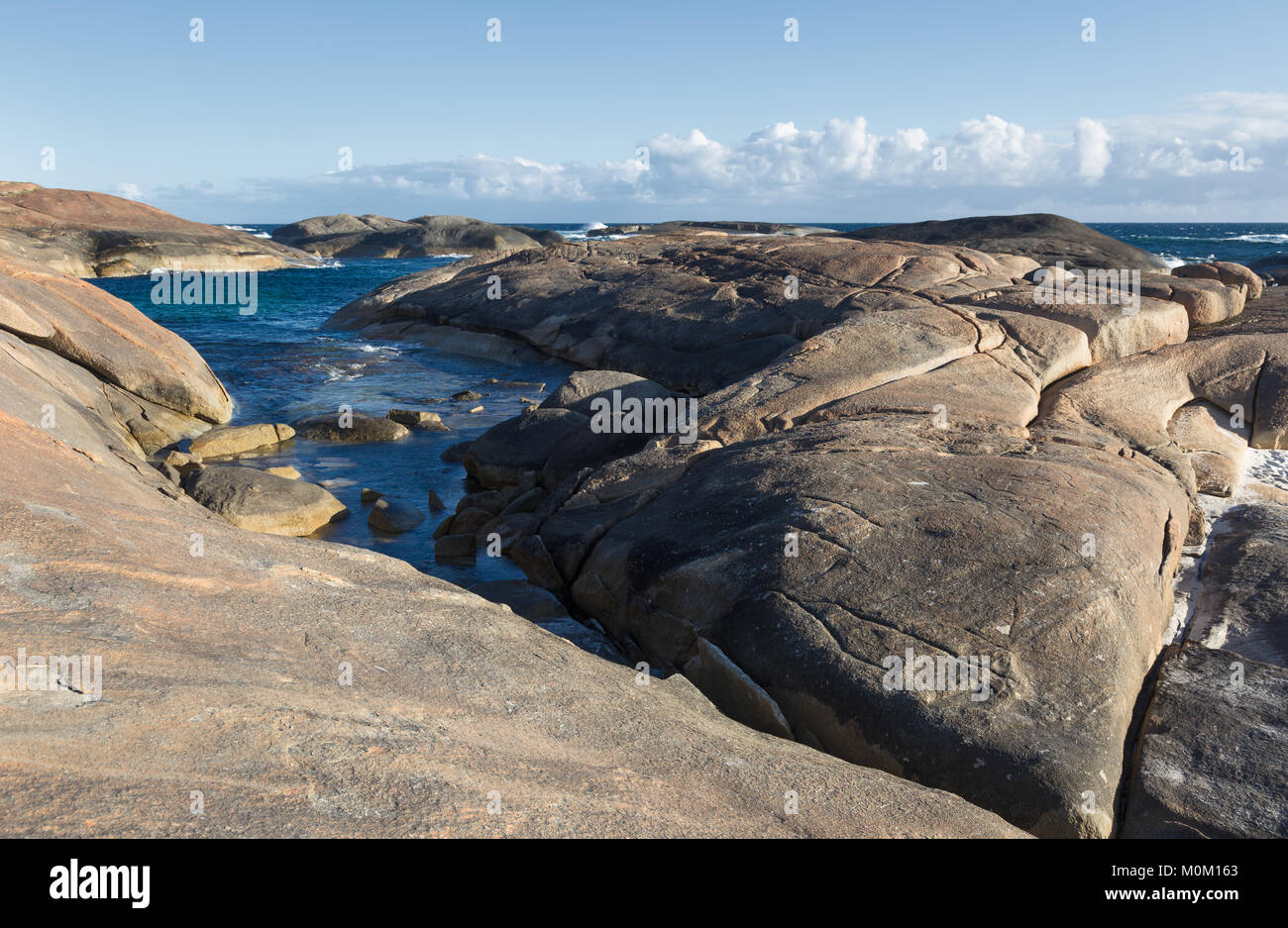 The small bay between Greens Pool and Elephant Cove in William Bay ...