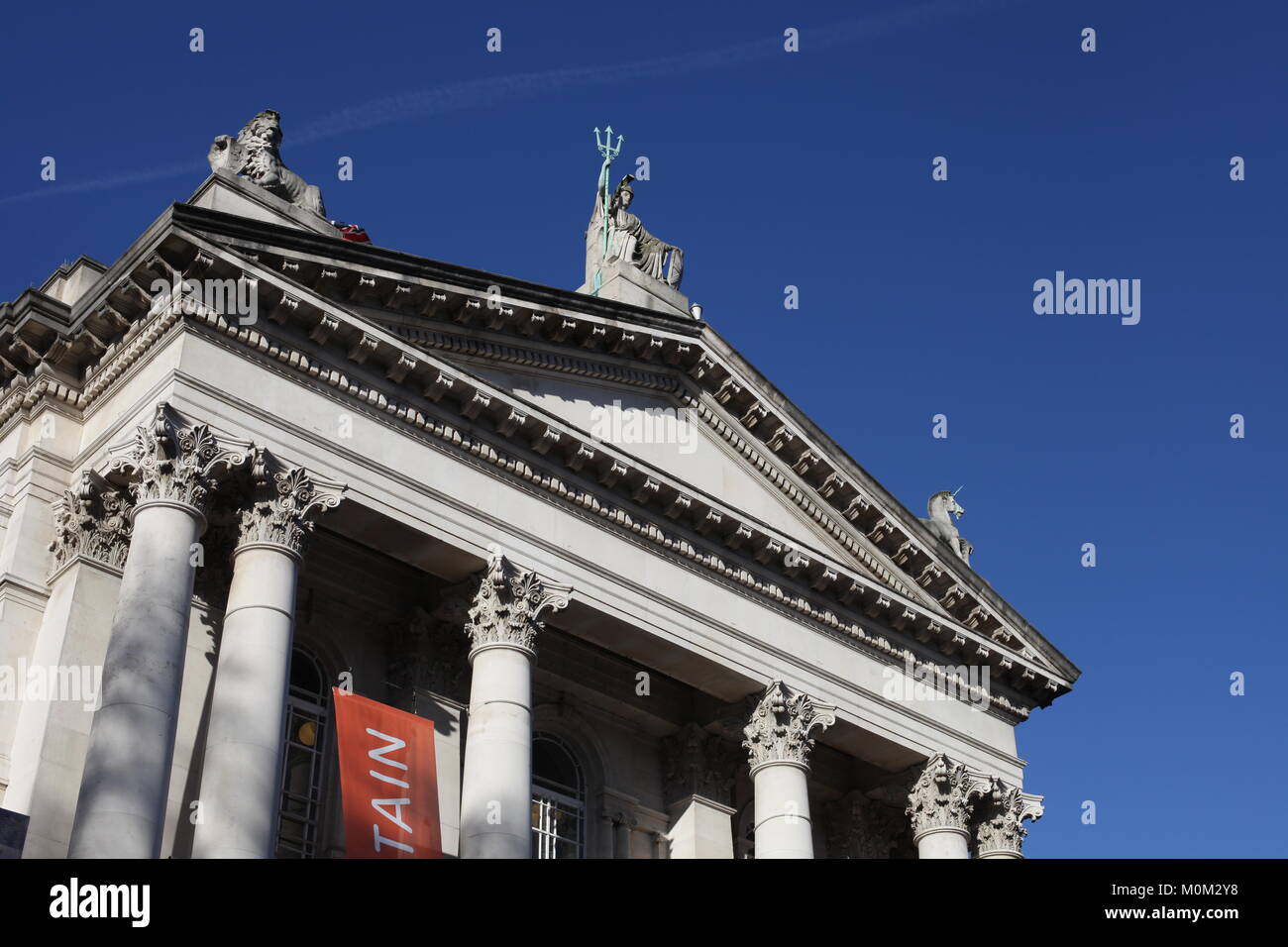 London neo classical architecture hi-res stock photography and images ...