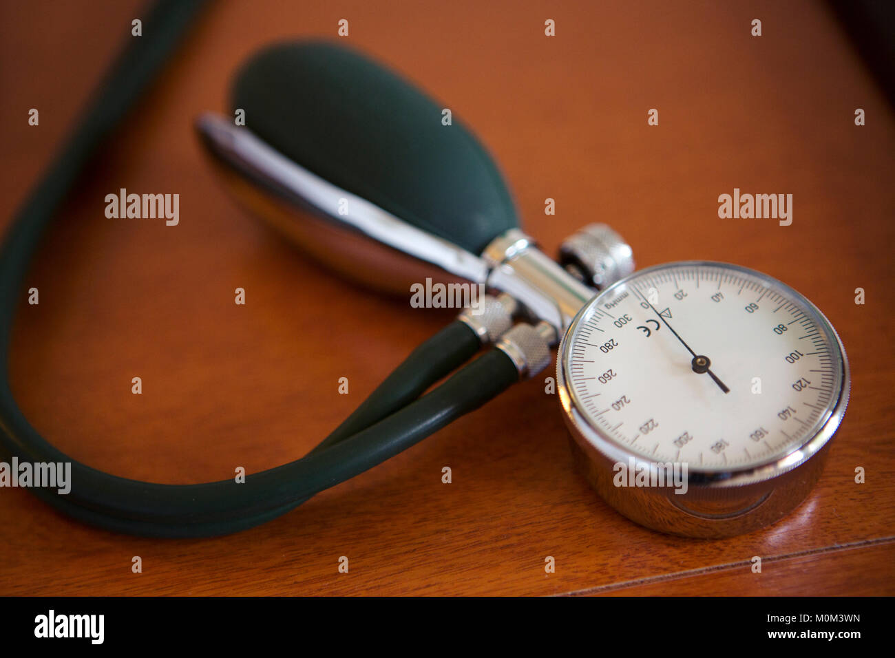 Blood pressure guage hi-res stock photography and images - Alamy