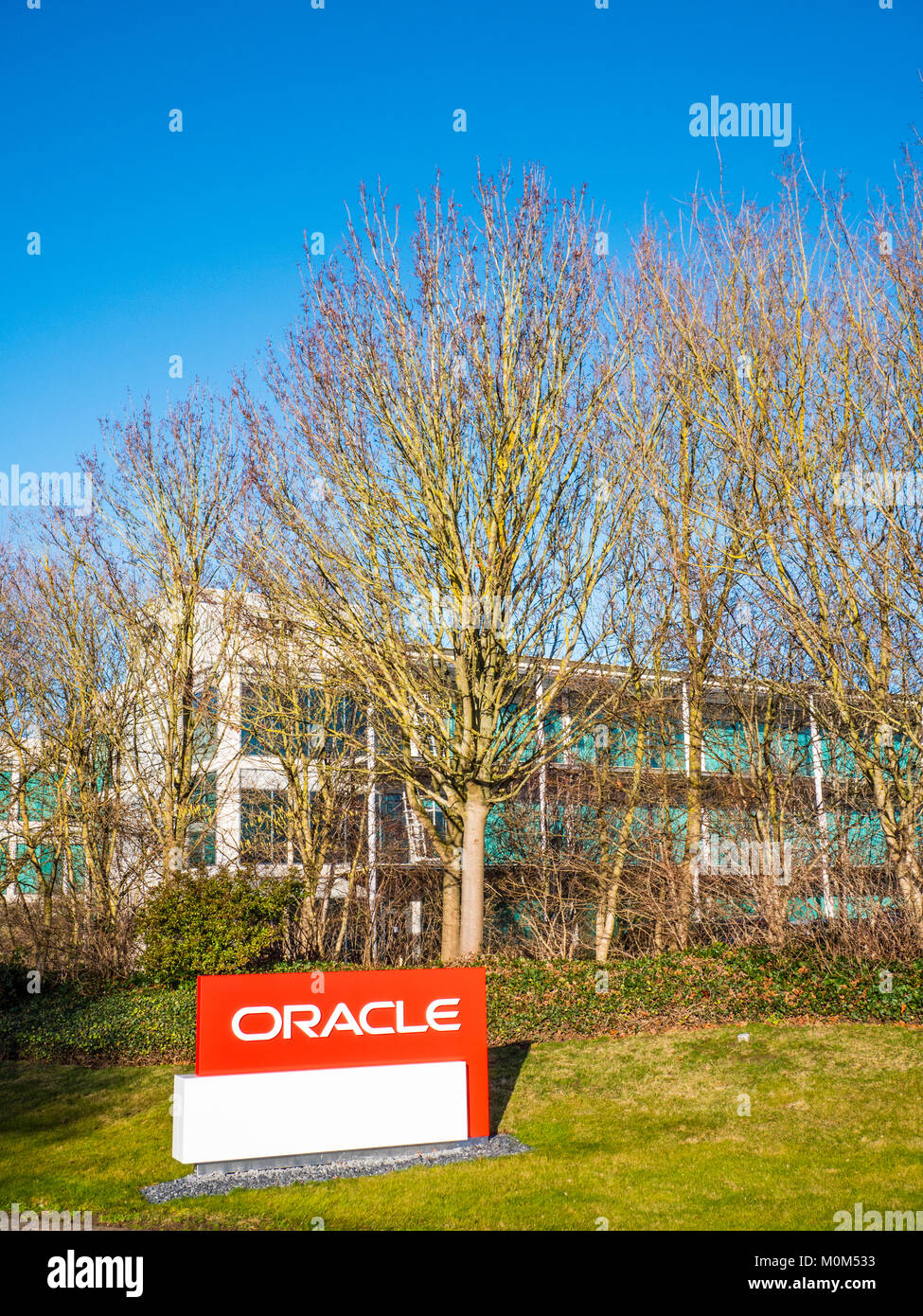 Oracle corporation thames valley hi-res stock photography and images ...