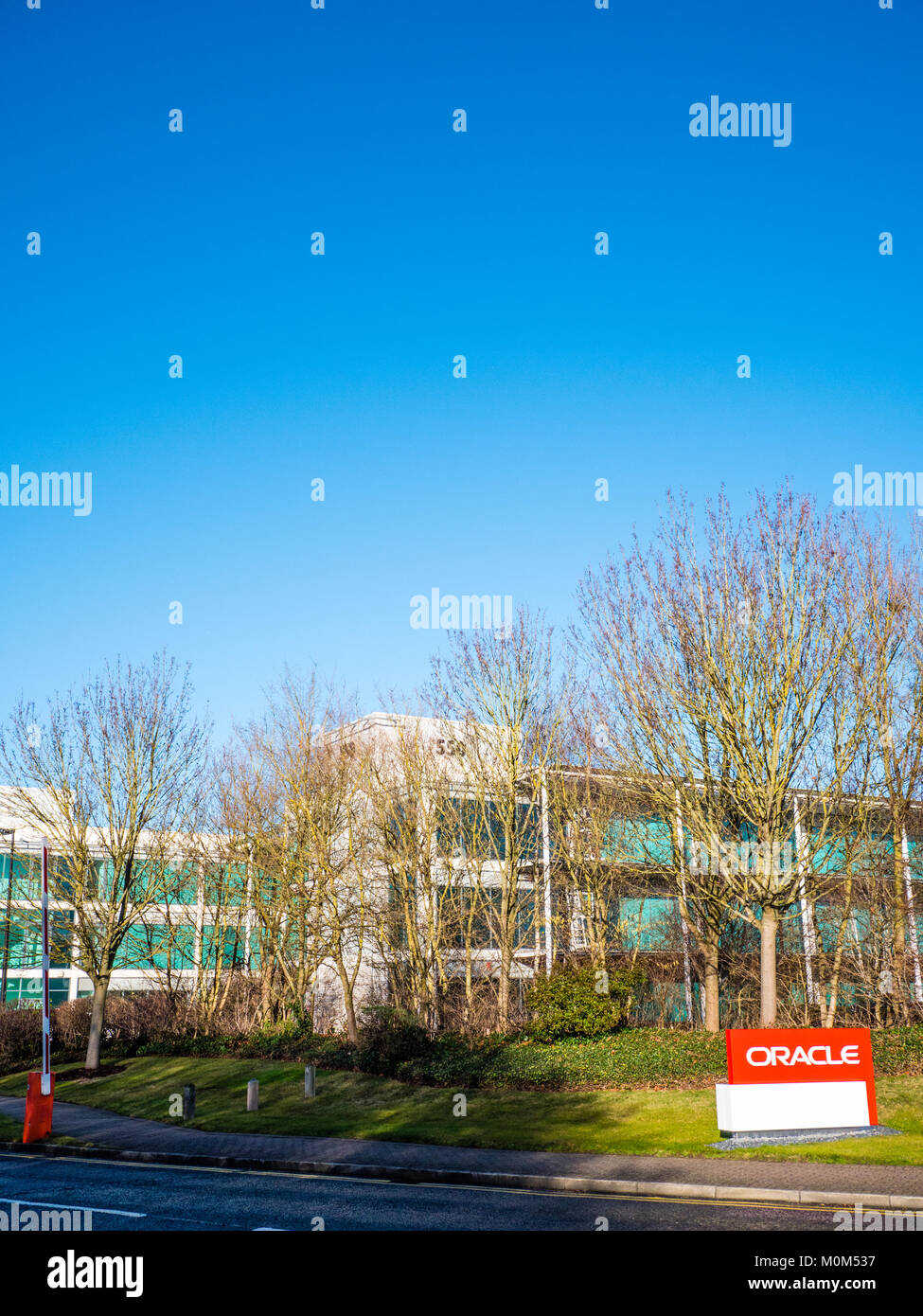 Oracle corporation thames valley hi-res stock photography and images ...