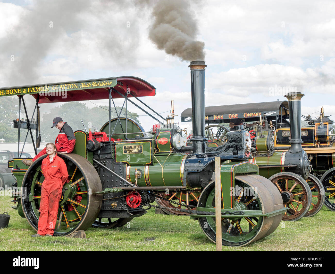 Steam engines at Hunton steam gathering in Yorkshire Stock Photo - Alamy