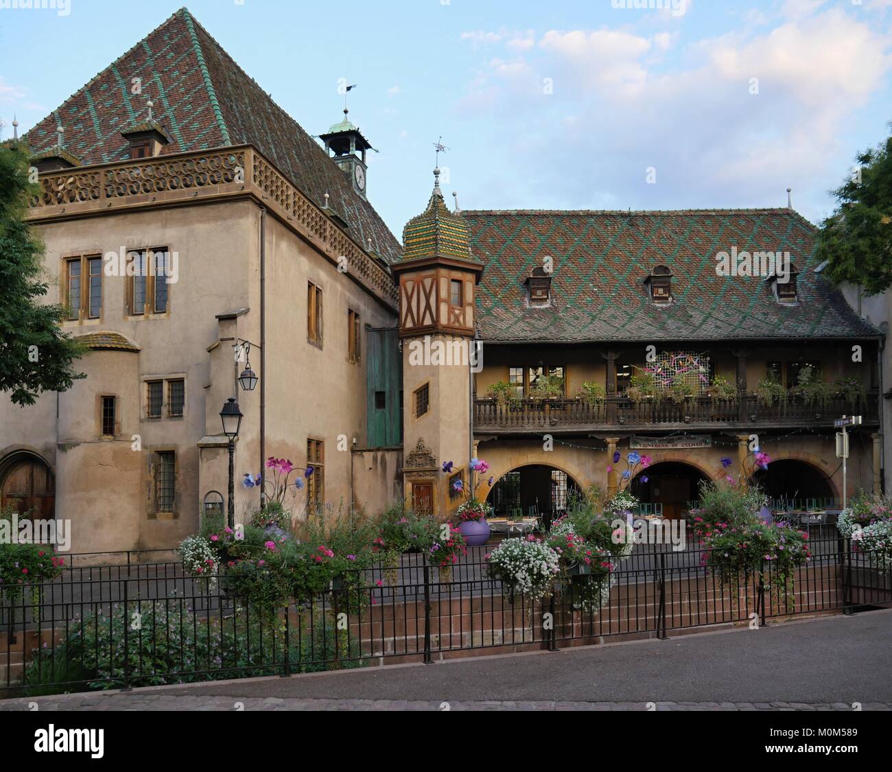 Early morning. Medieval houses Old Town, Colmar, Alsace, France Stock ...