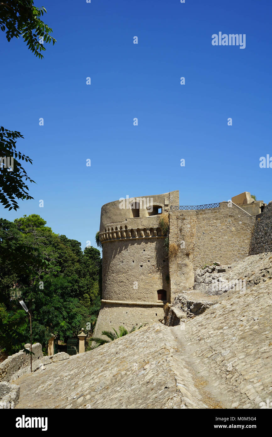 The Castle in Crotone, Calabria - Italy Stock Photo - Alamy