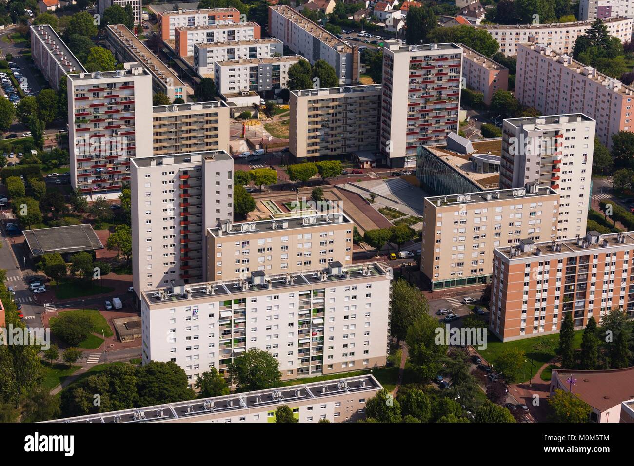 France,Val de Marne,Creteil,Abbaye plaza by architect Gustave Stoskopf ...