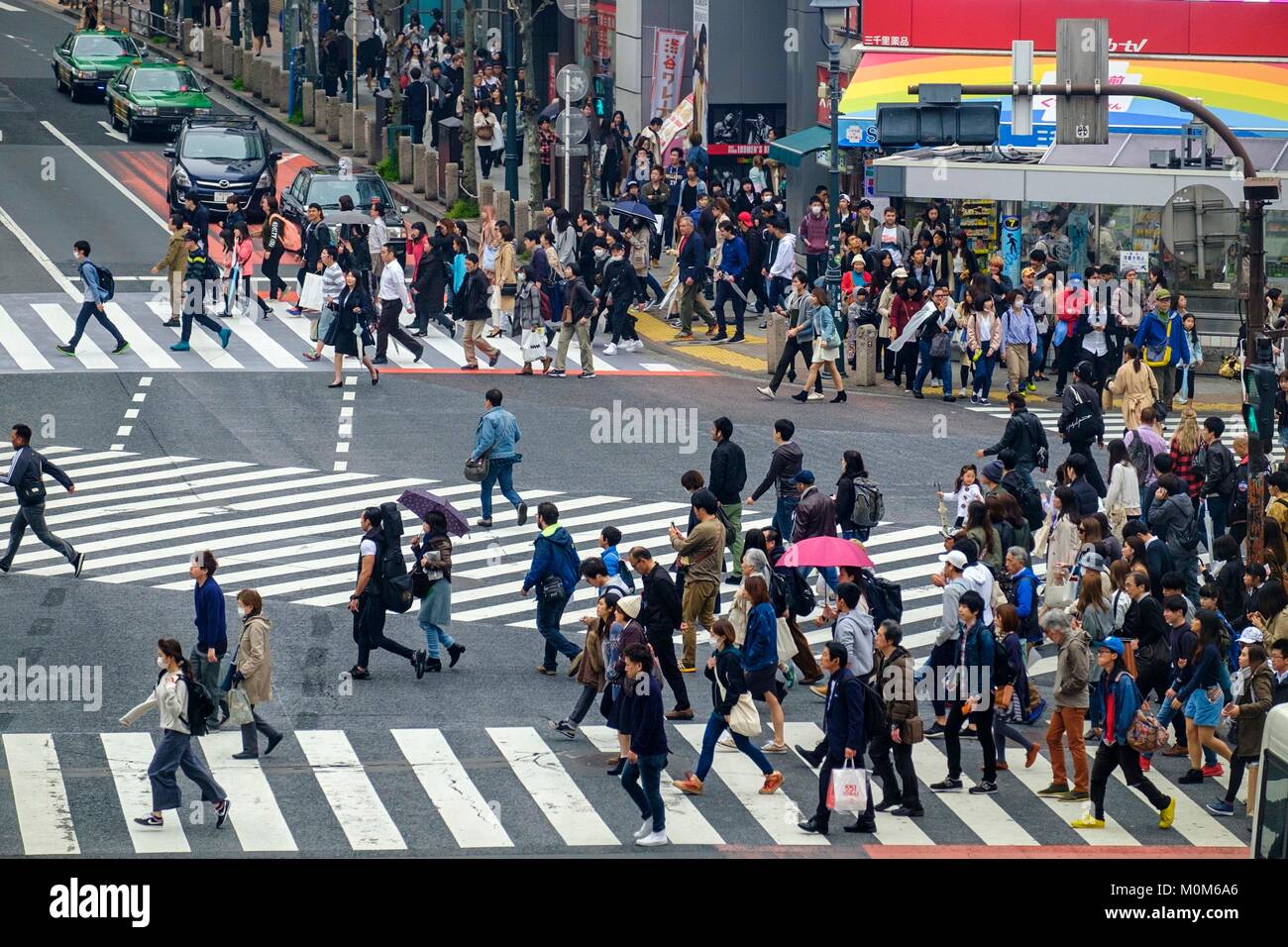 Pedestrian crossroad hi-res stock photography and images - Alamy